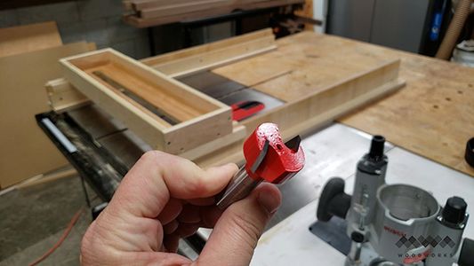How to Make a Router Sled to Flatten Slabs : 9 Steps (with Pictures ...