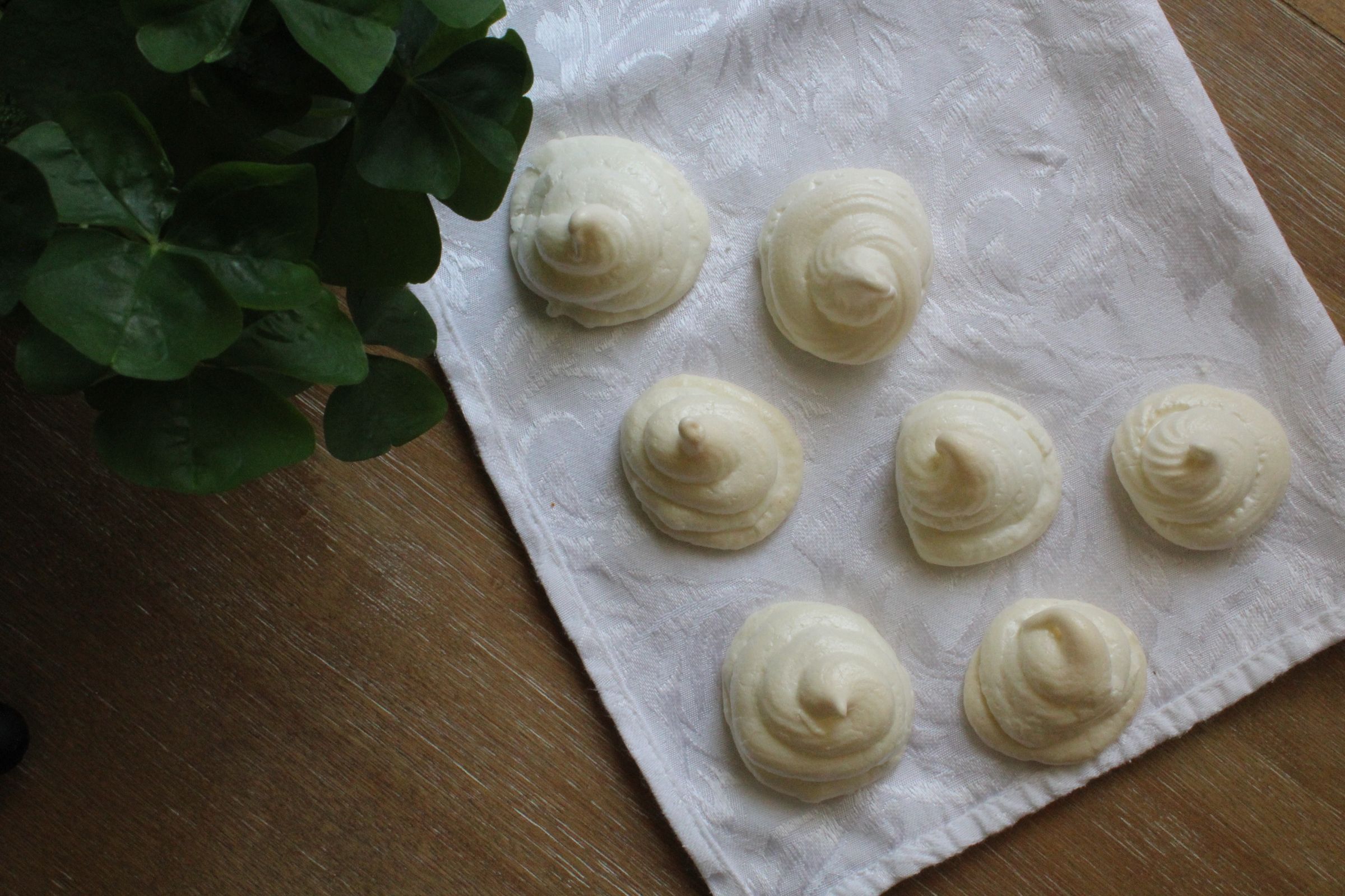 Science of Meringue : 8 Steps (with Pictures) - Instructables