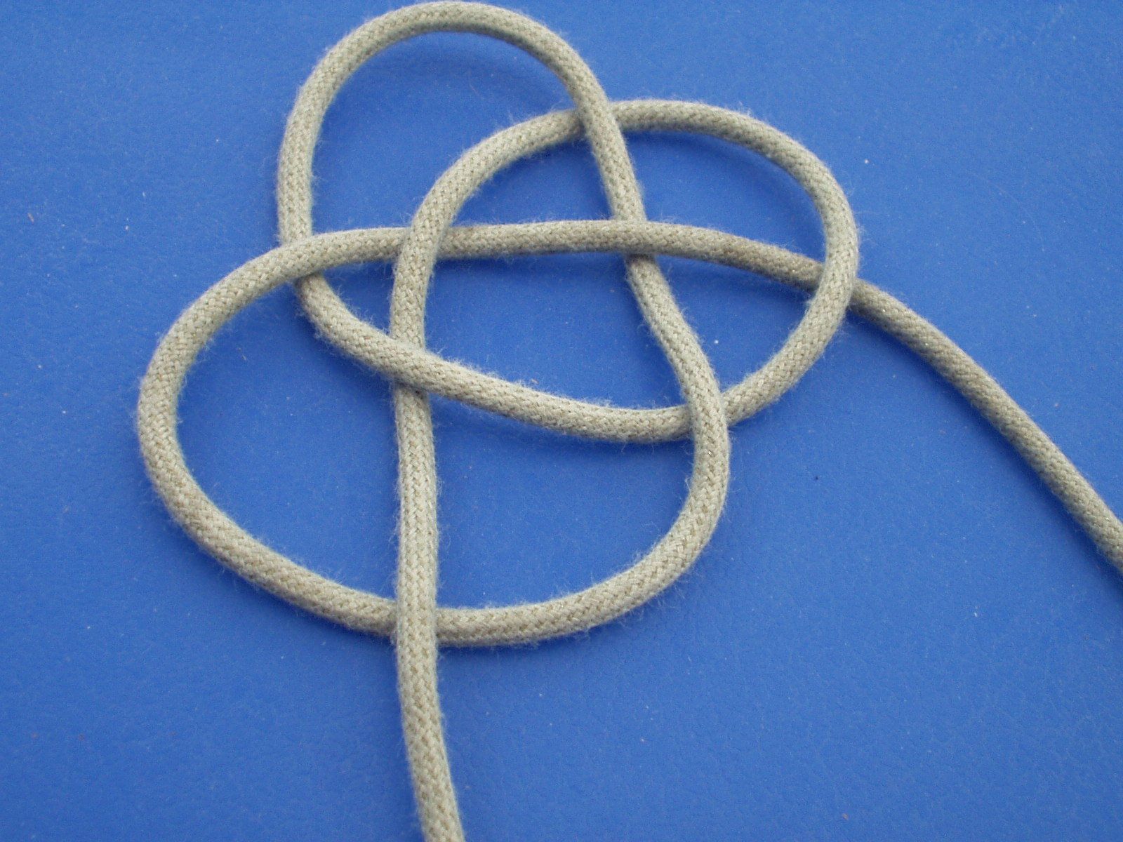 Kringle Mat and Carrick Bend Mat : 12 Steps - Instructables