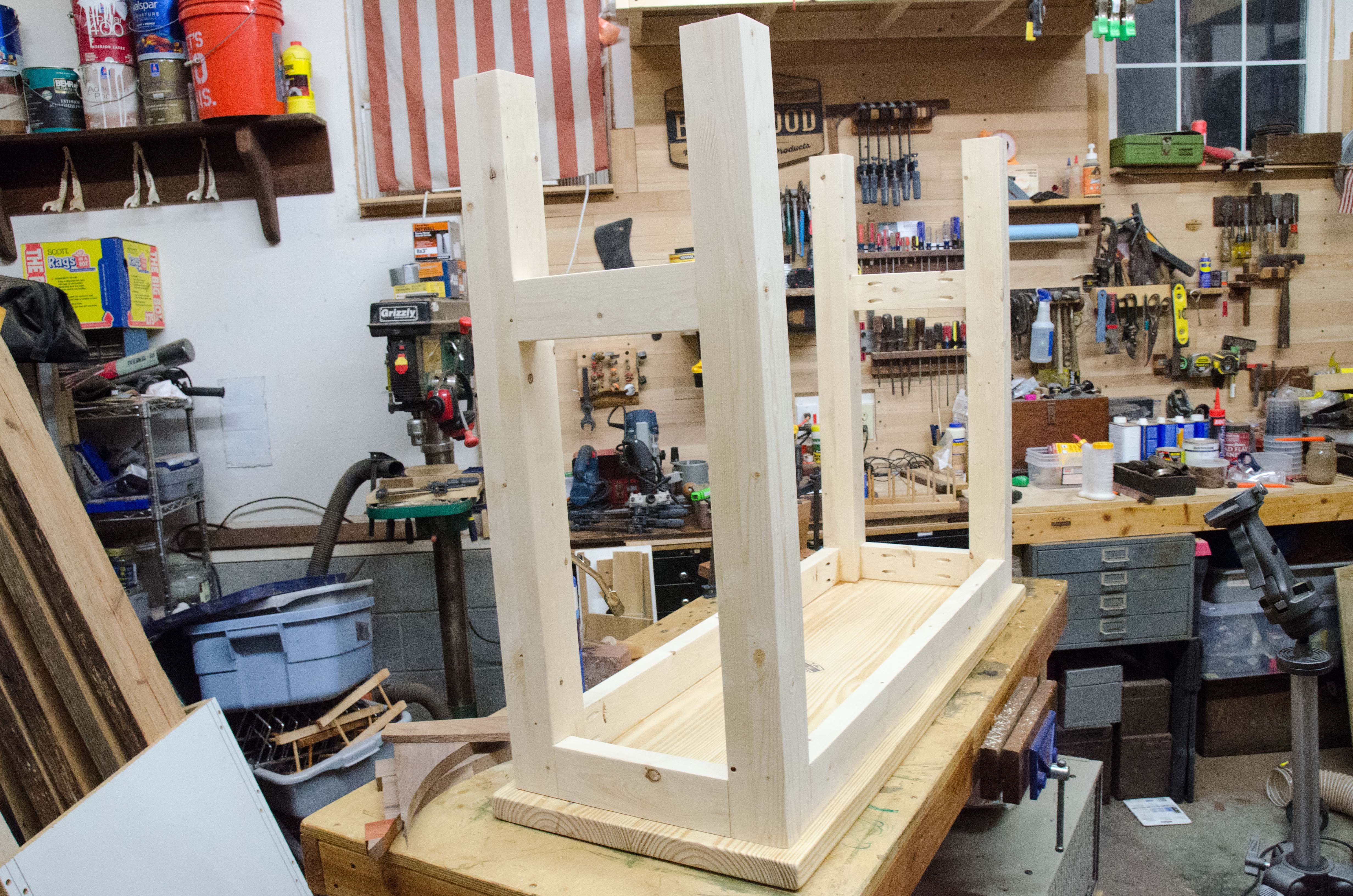 DIY Pub Table : 5 Steps - Instructables