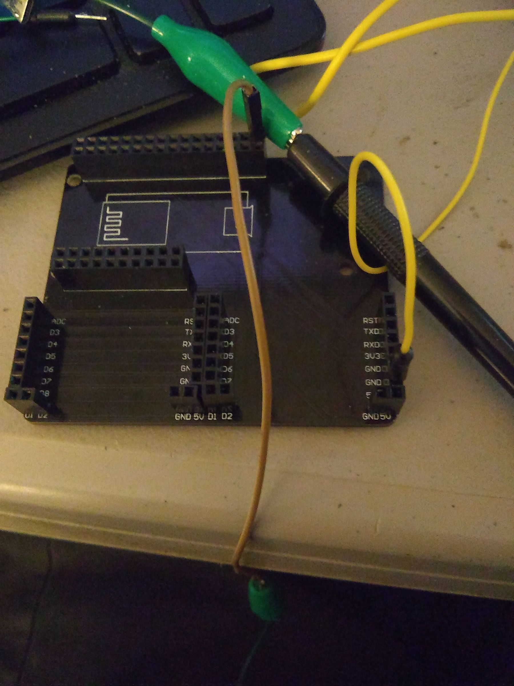 ESP32/X-Project Cheerlight Badge Using MQTT : 5 Steps (with Pictures) - Instructables