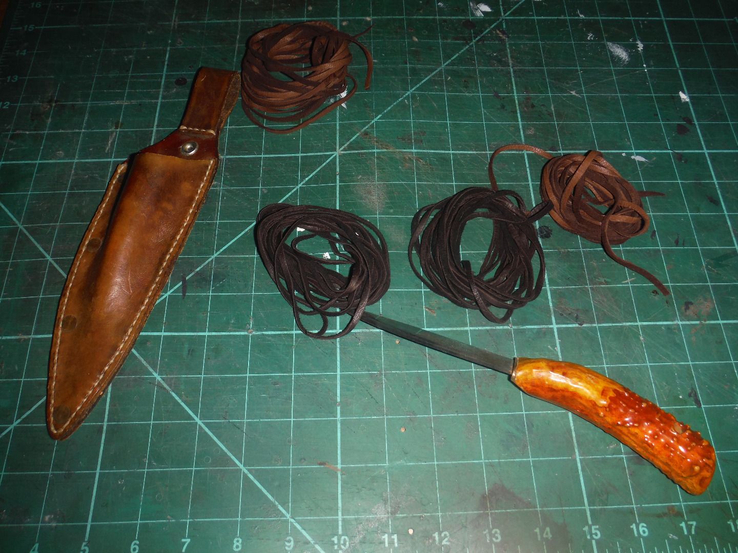 Aztec Split Pouch Sport/Hunting Stone Sling : 9 Steps (with Pictures ...