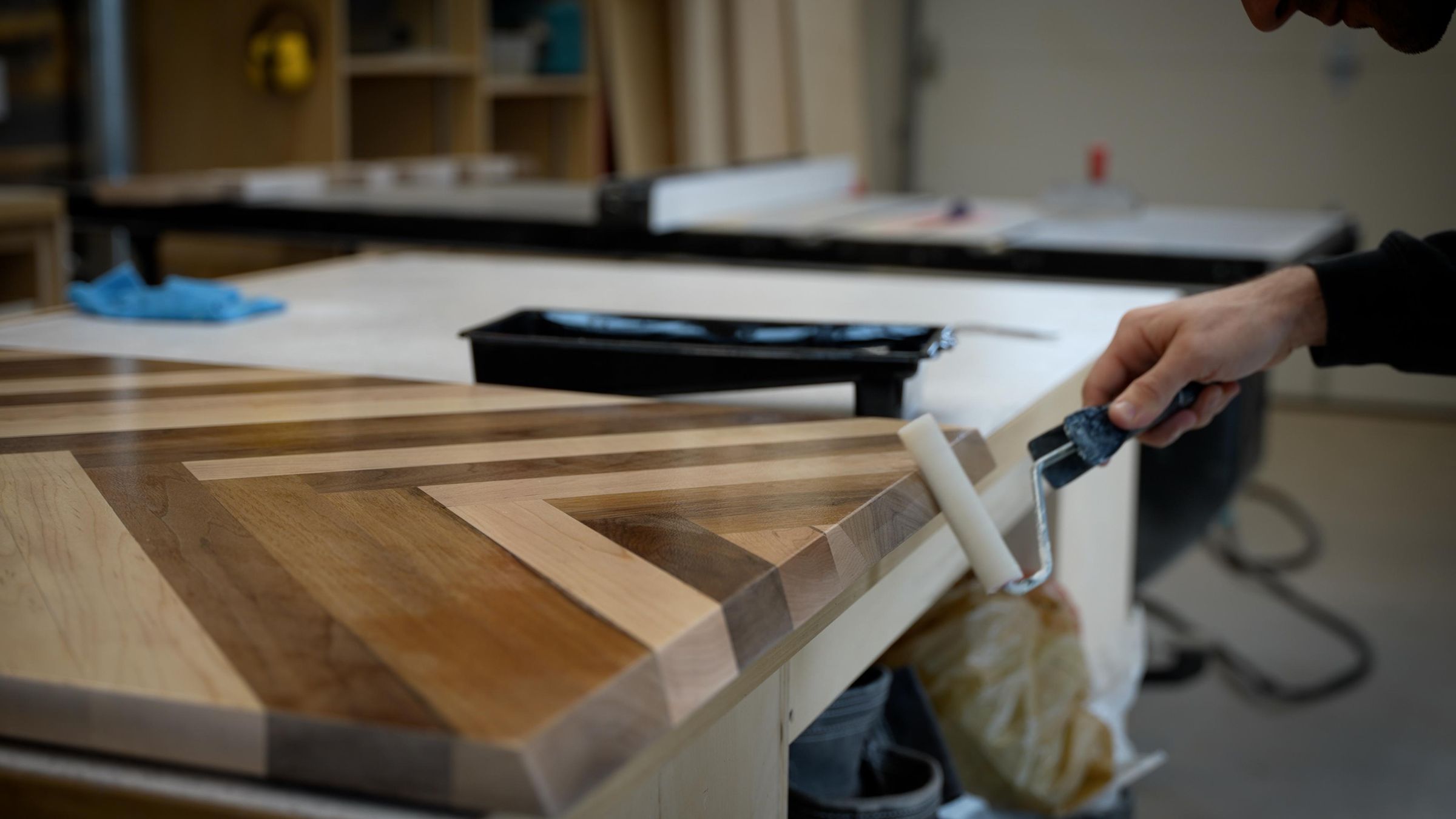 The Solid Wood Herringbone Pattern Table V2.0 : 19 Steps (with Pictures ...