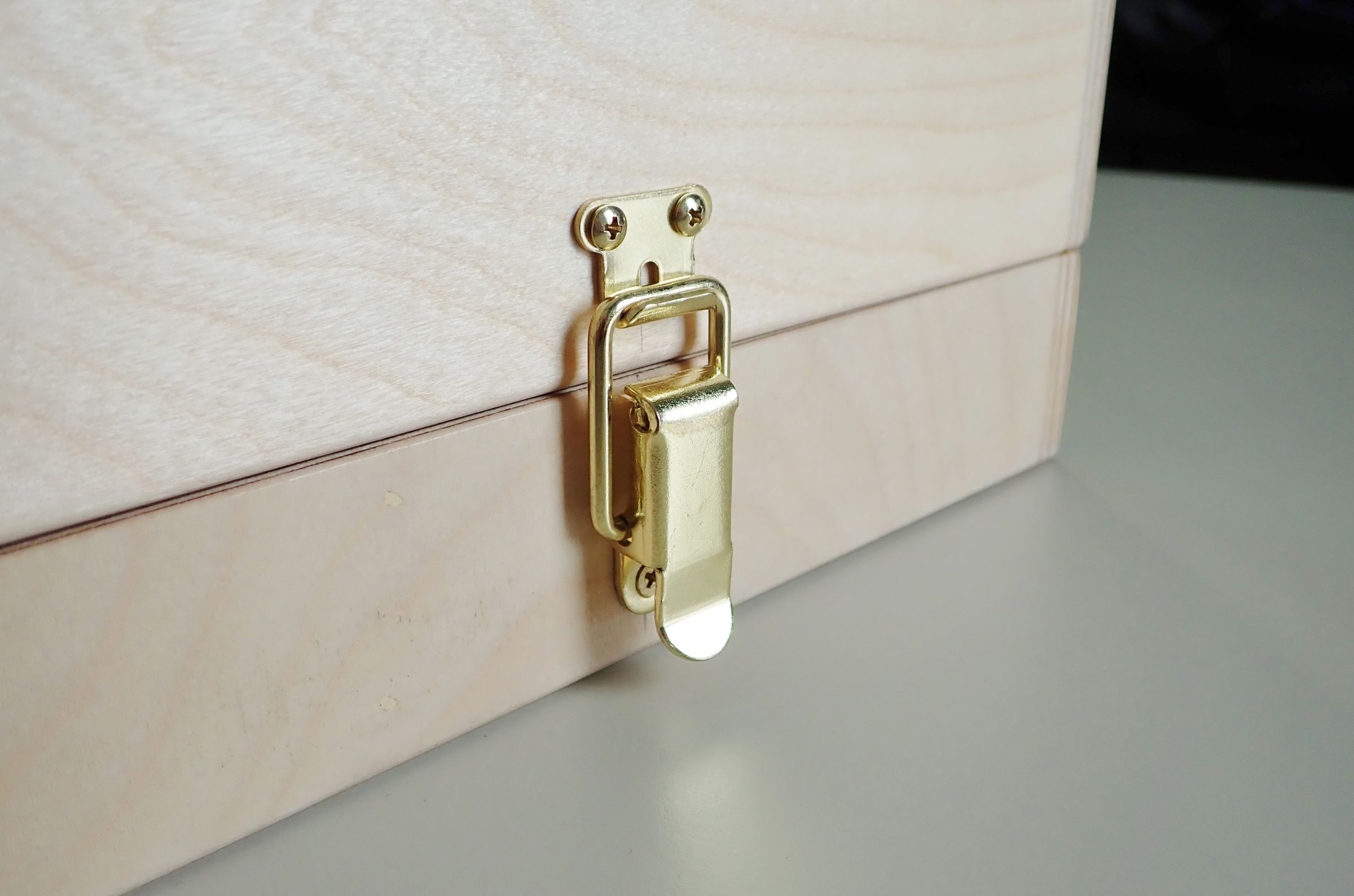 How to Make a Custom Sewing Machine Case : 18 Steps (with Pictures ...