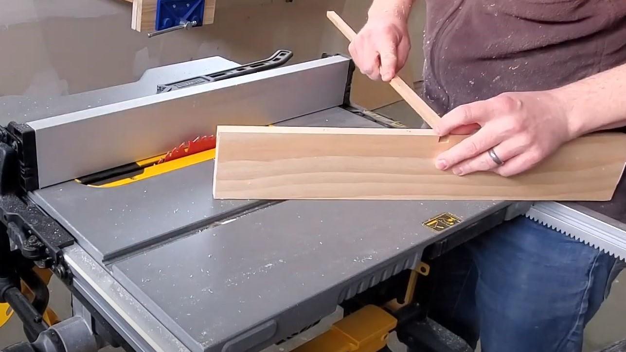 Easy Box Joint Jig | Quick Box Joints in Your Table Saw : 11 Steps ...