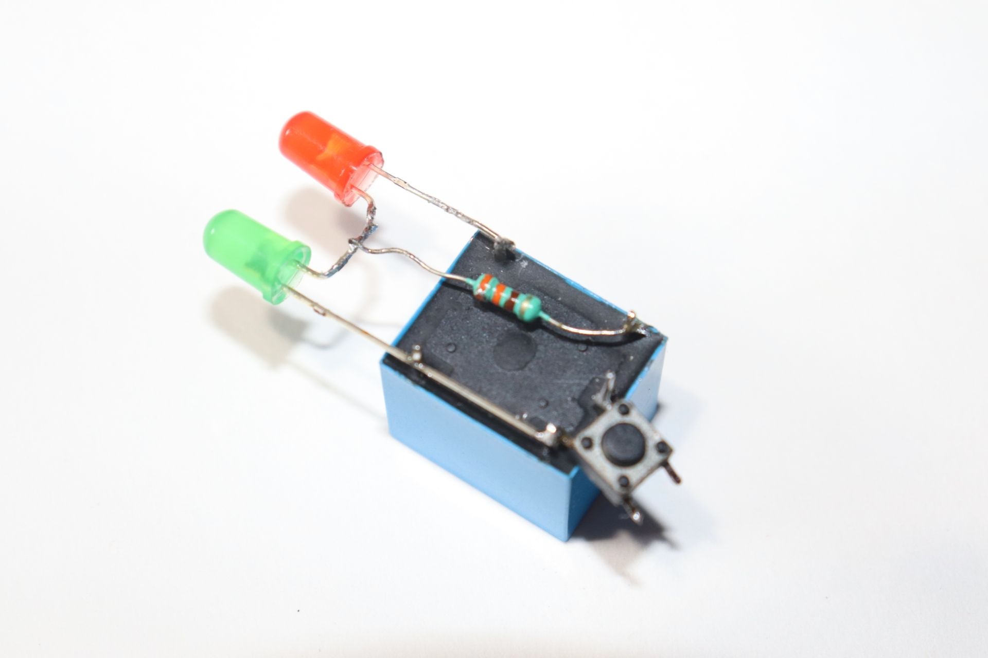 How to Make Short Circuit Protection Circuit : 10 Steps (with Pictures ...