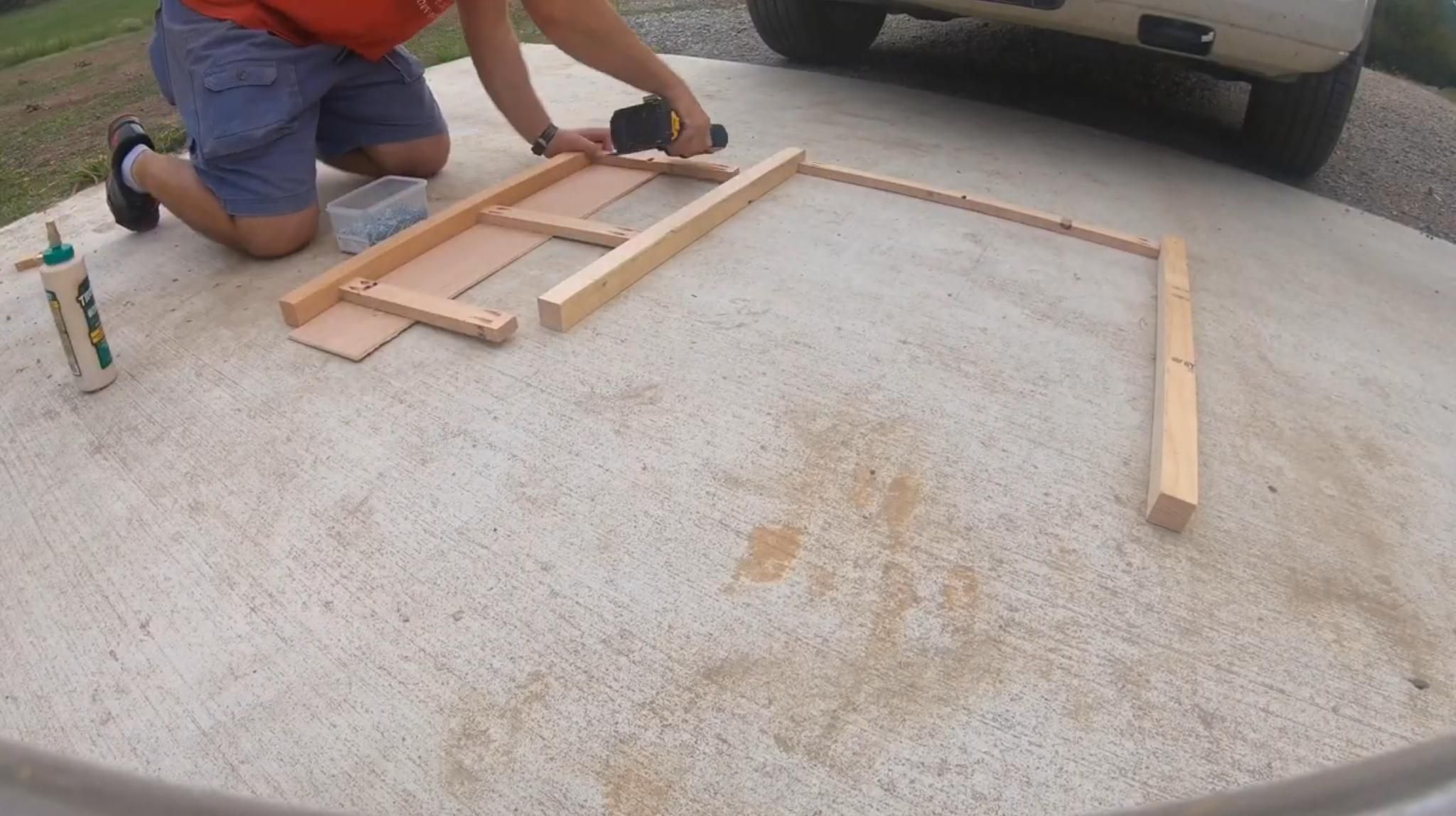 How to Build a Small Desk : 14 Steps (with Pictures) - Instructables