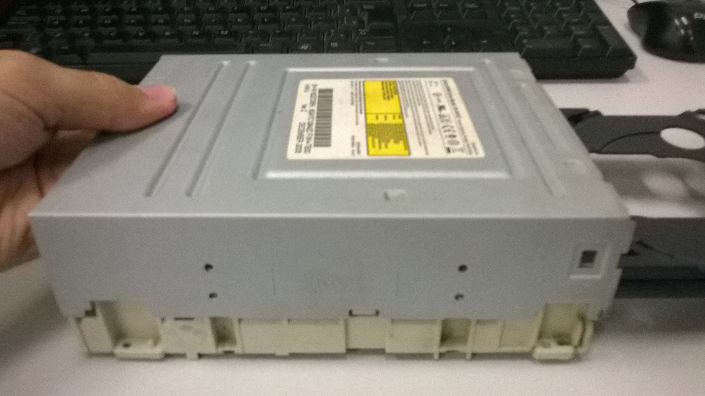 Disassembling a CD/DVD Reader and Reusing Its Parts : 12 Steps (with ...