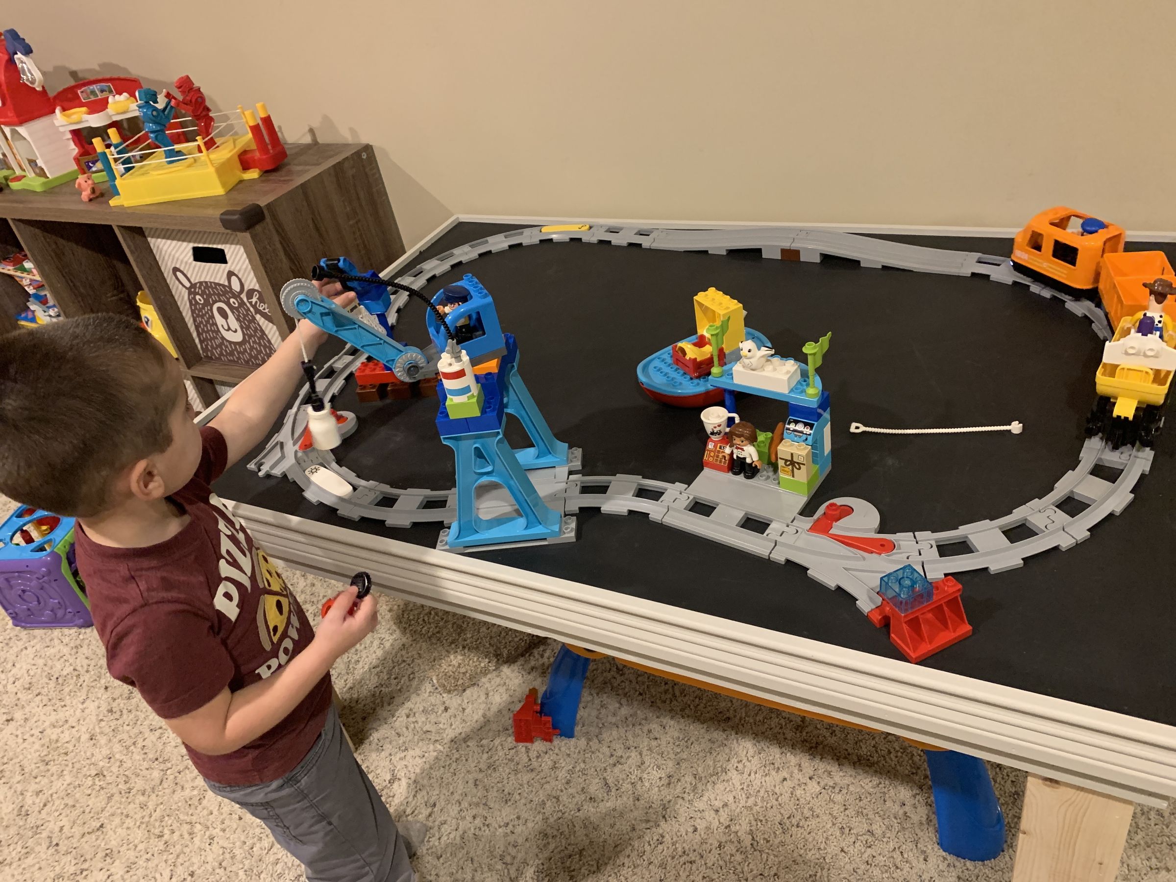 Simple Train Play Table : 10 Steps (with Pictures) - Instructables