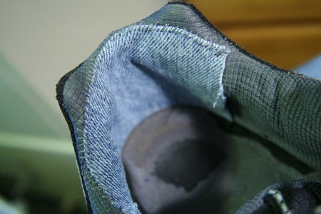 How to Repair the Heel of Athletic Shoes : 3 Steps (with Pictures ...