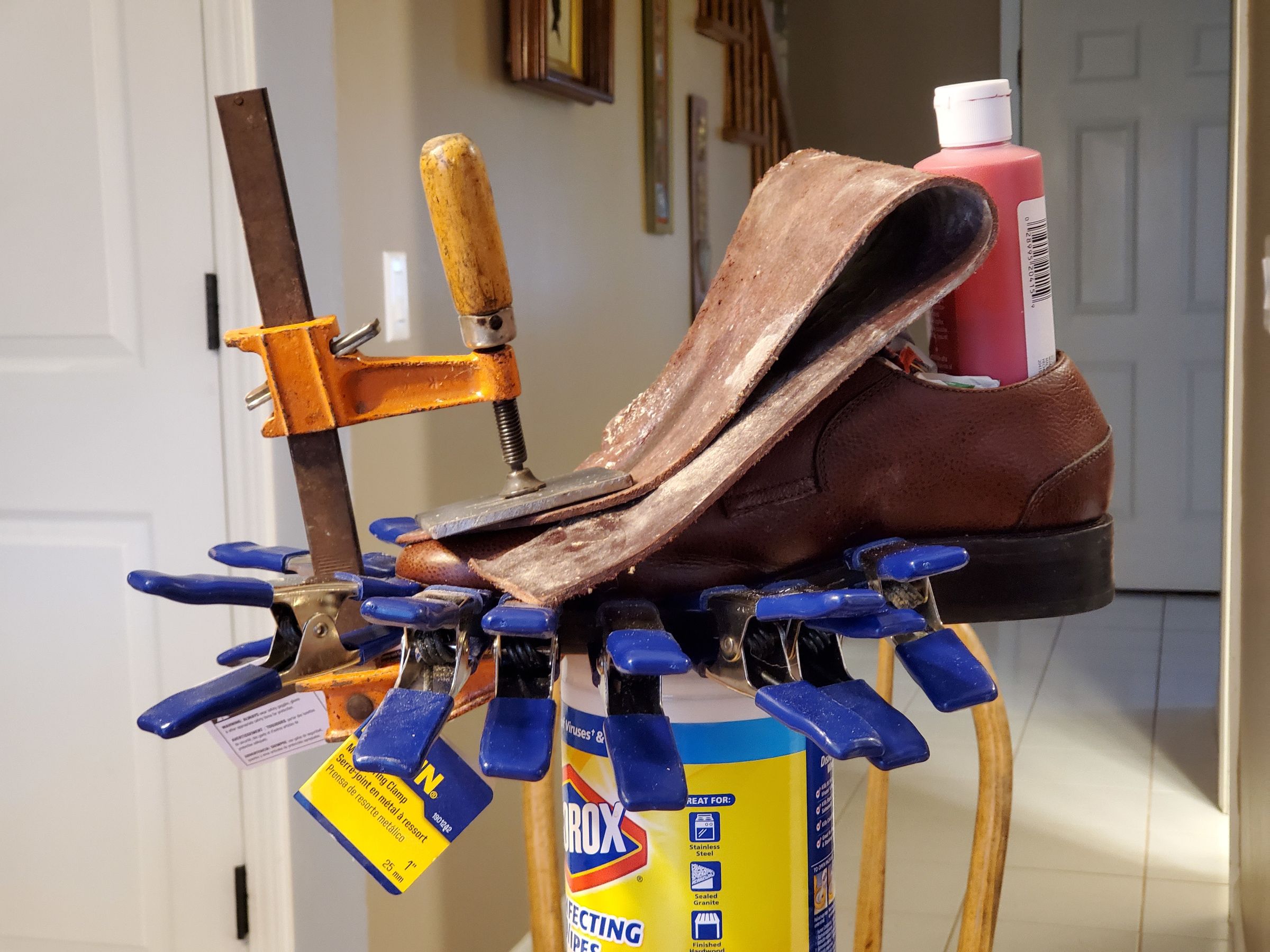 Cheap and Easy Shoe Repair : 4 Steps (with Pictures) - Instructables