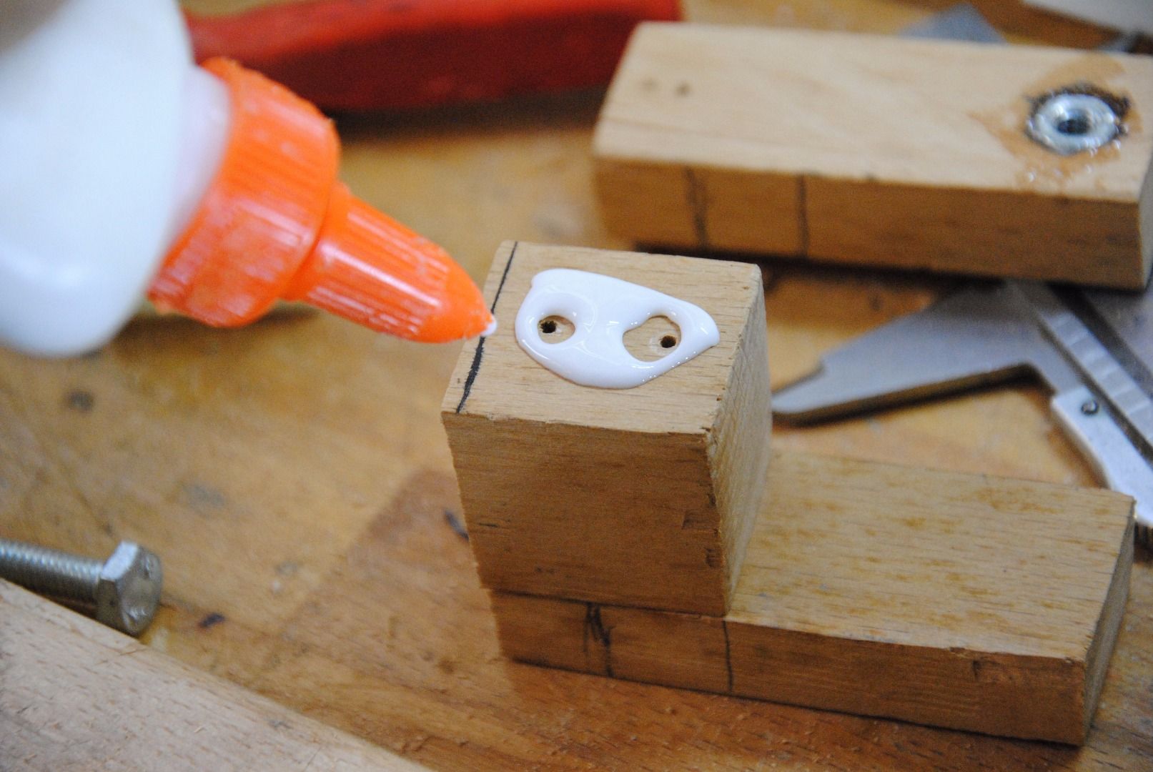 Make Your Own Wooden C-Clamp! | DIY Woodworking Tools #2 : 10 Steps ...