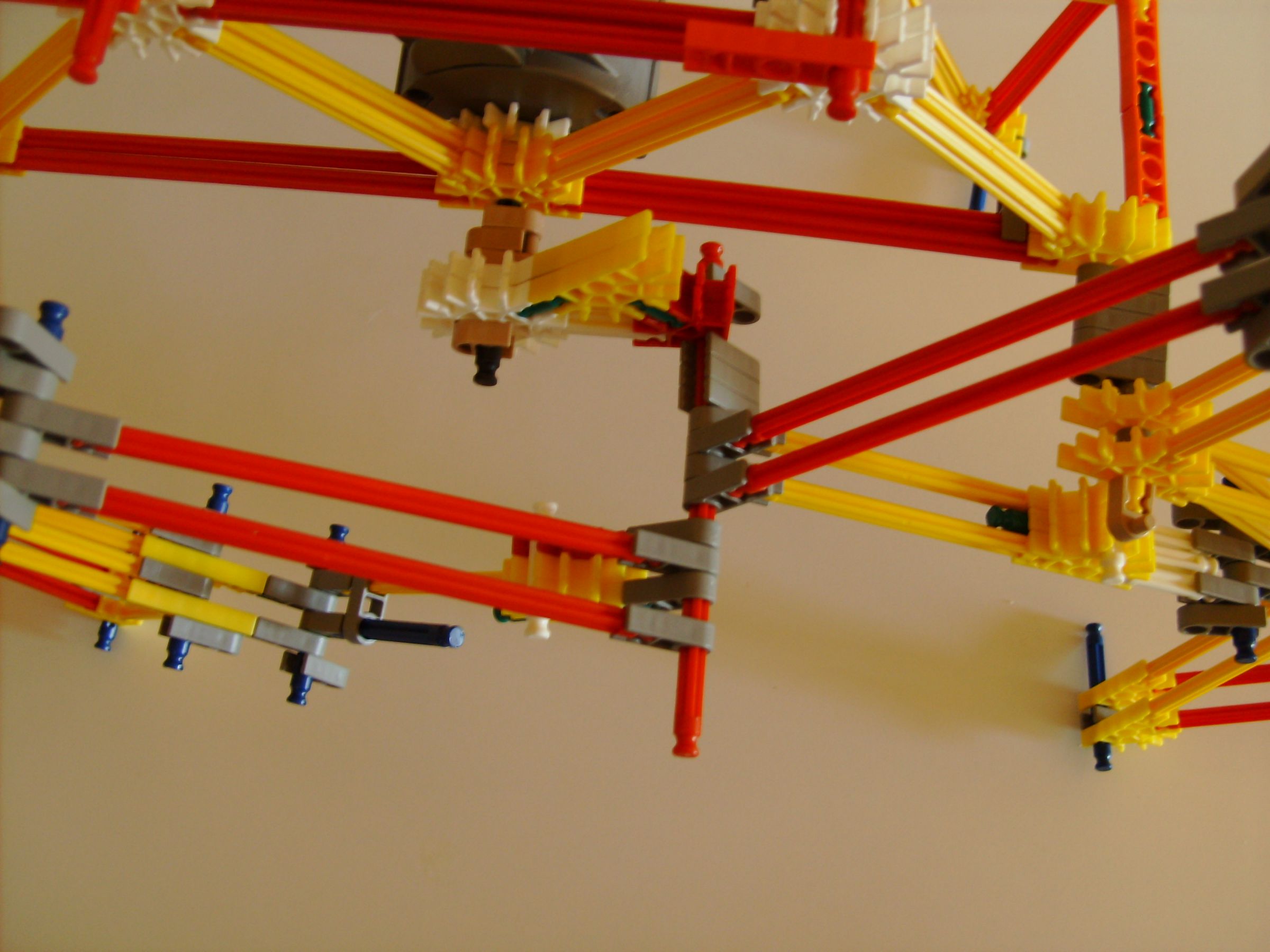 K'nex Strandbeest : 7 Steps (with Pictures) - Instructables