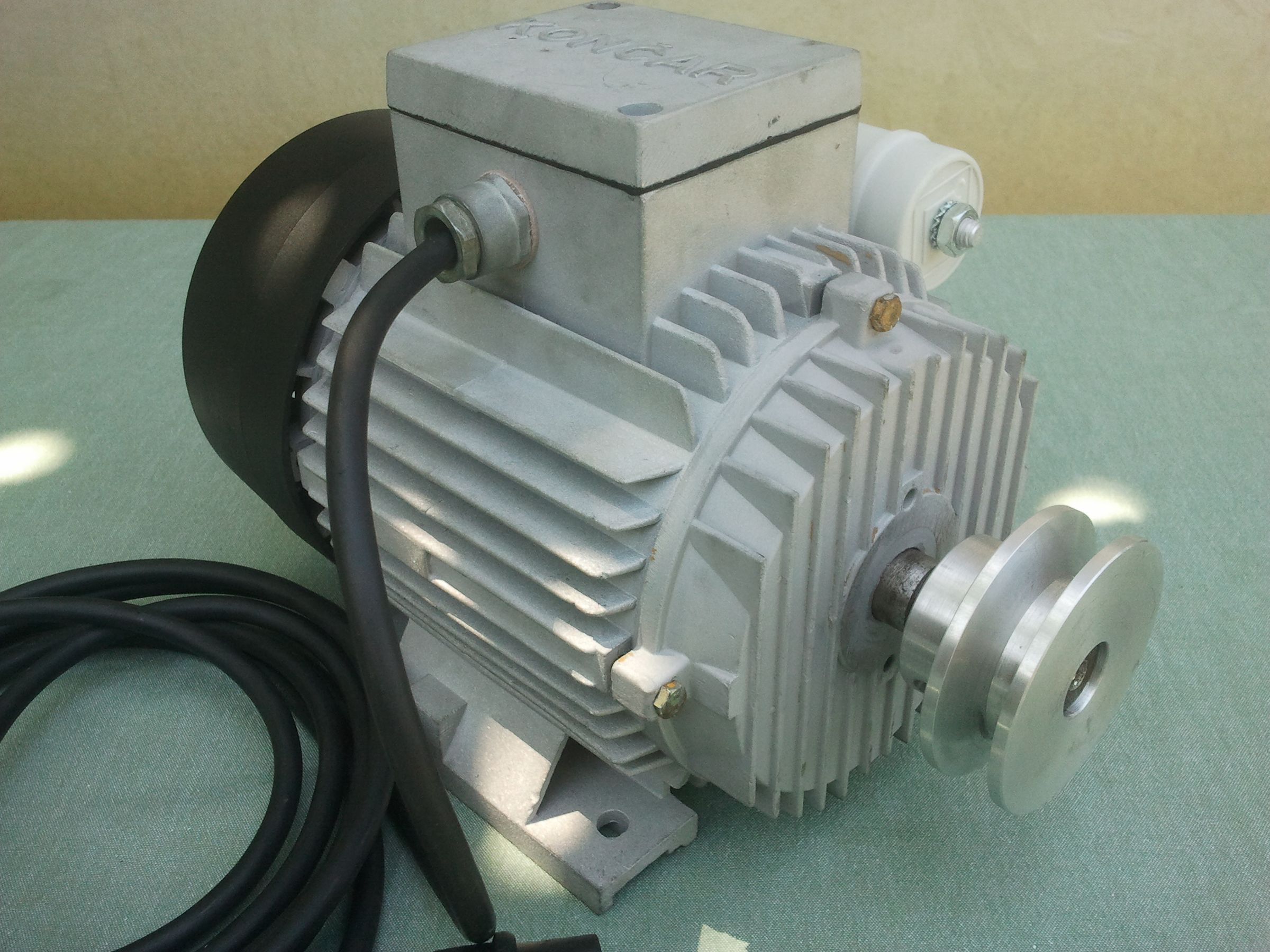 Rewinding and Renovation of the Electric Motor : 45 Steps (with ...