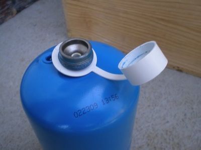 Refill Disposable Propane Tank From a Standard BBQ Cylinder : 9 Steps ...