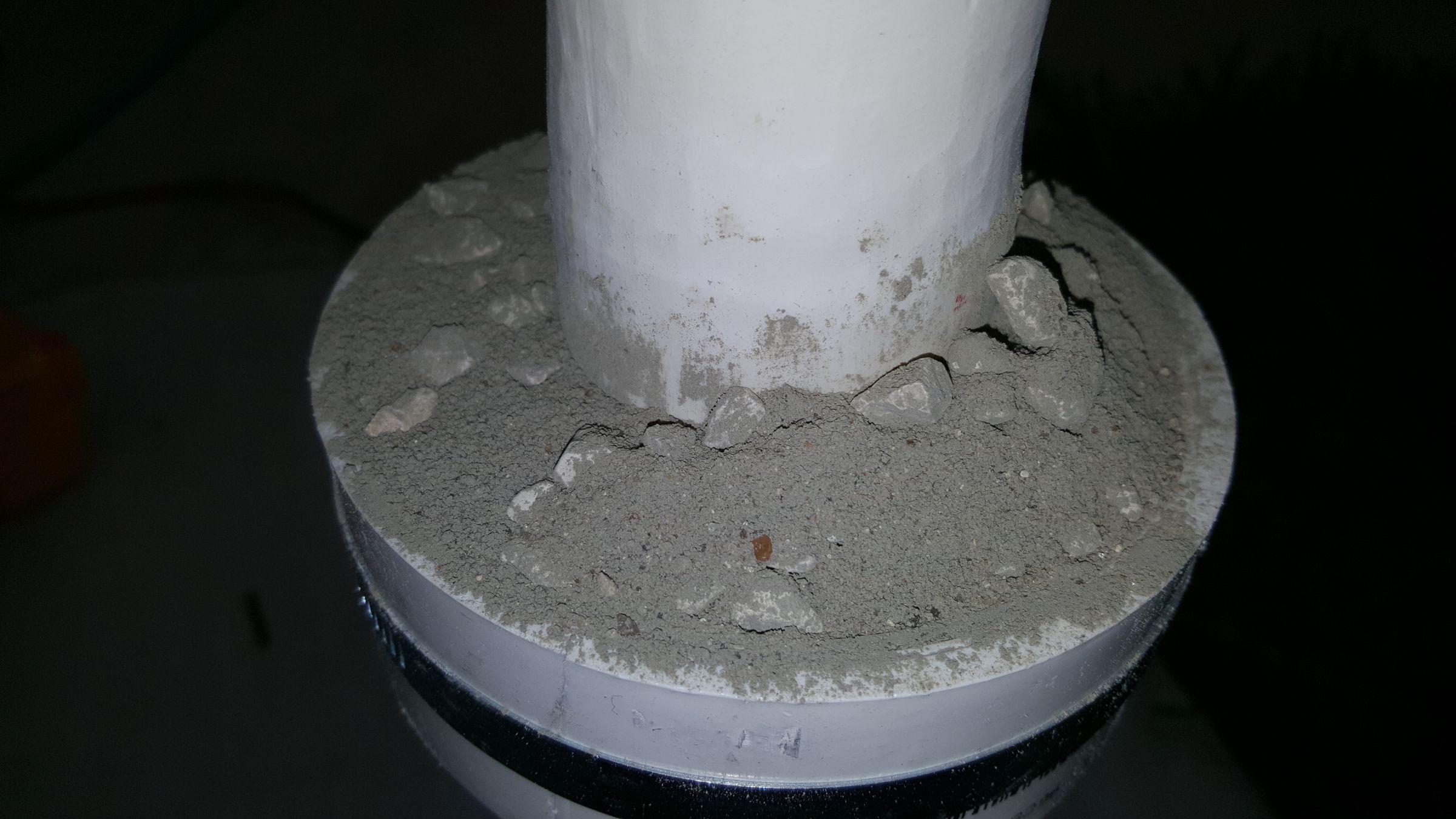 DIY Concrete Sprinkler Donuts : 8 Steps (with Pictures) - Instructables