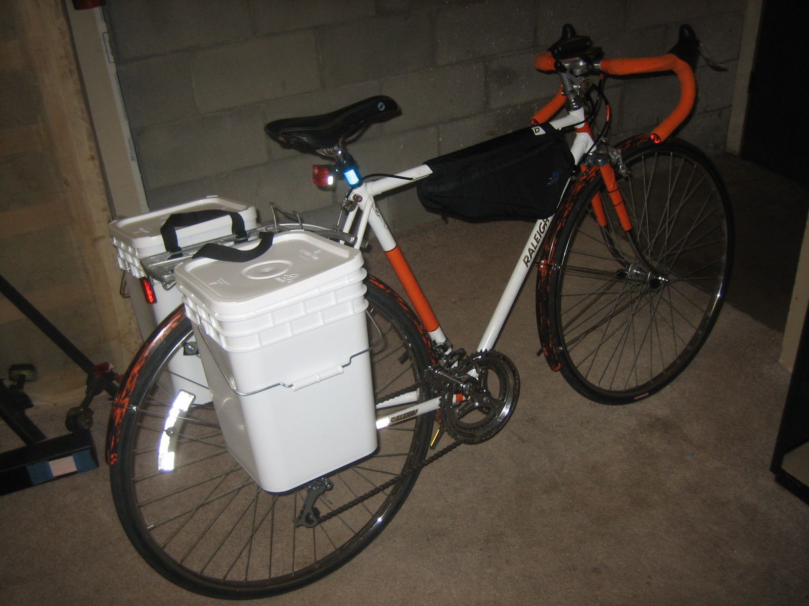 Building Better Bucket Panniers : 4 Steps - Instructables