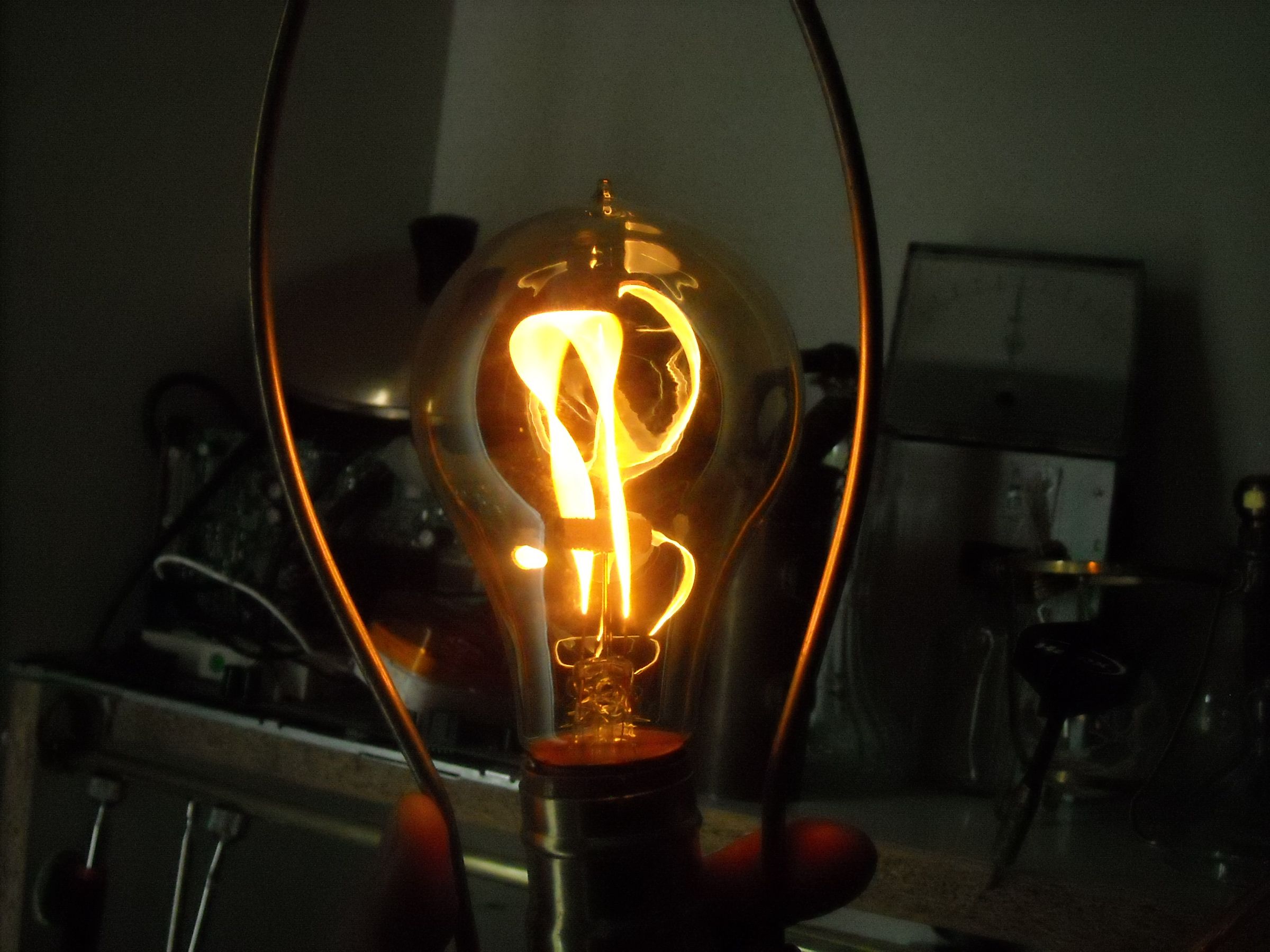 The Magic Bulb : 5 Steps (with Pictures) - Instructables