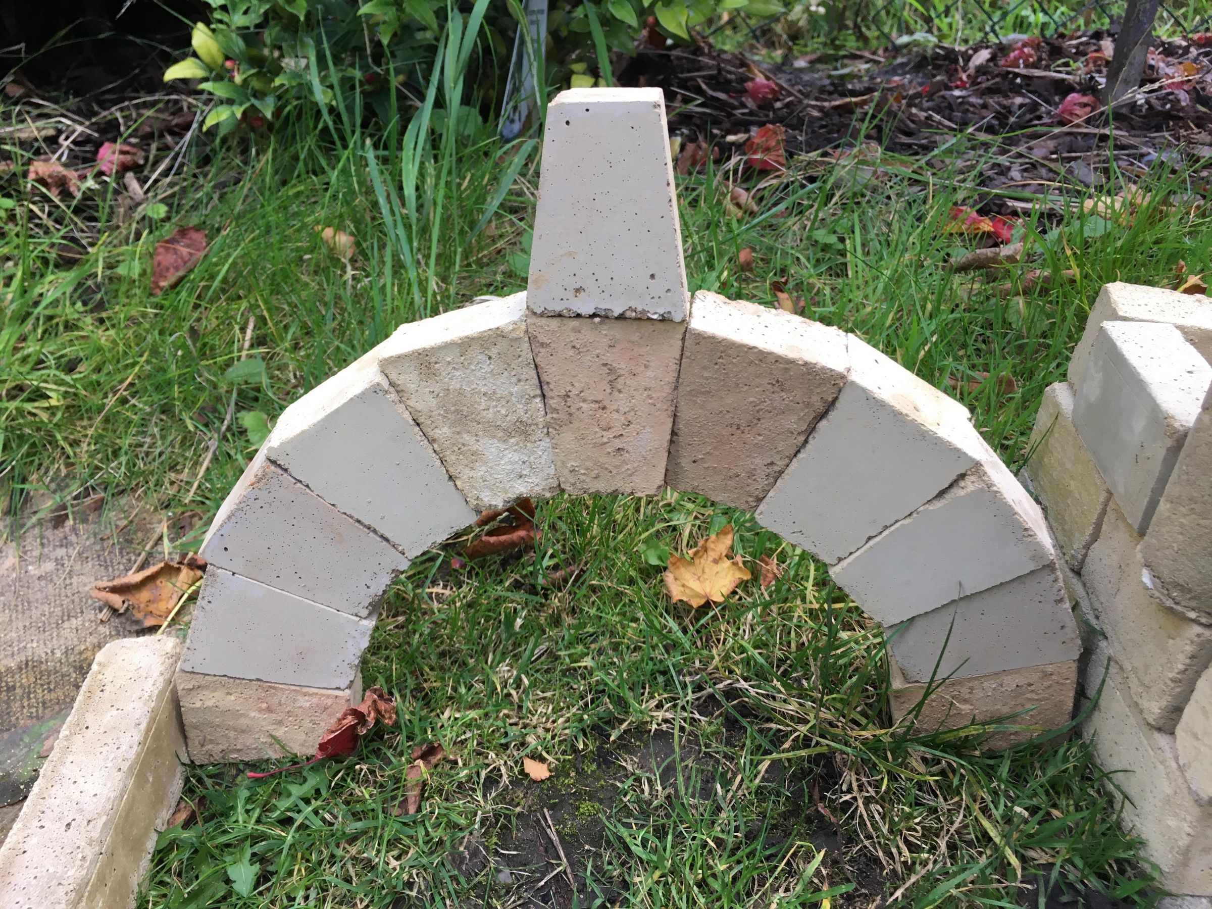 Mini Concrete Blocks - All Weather Building! : 17 Steps (with Pictures ...
