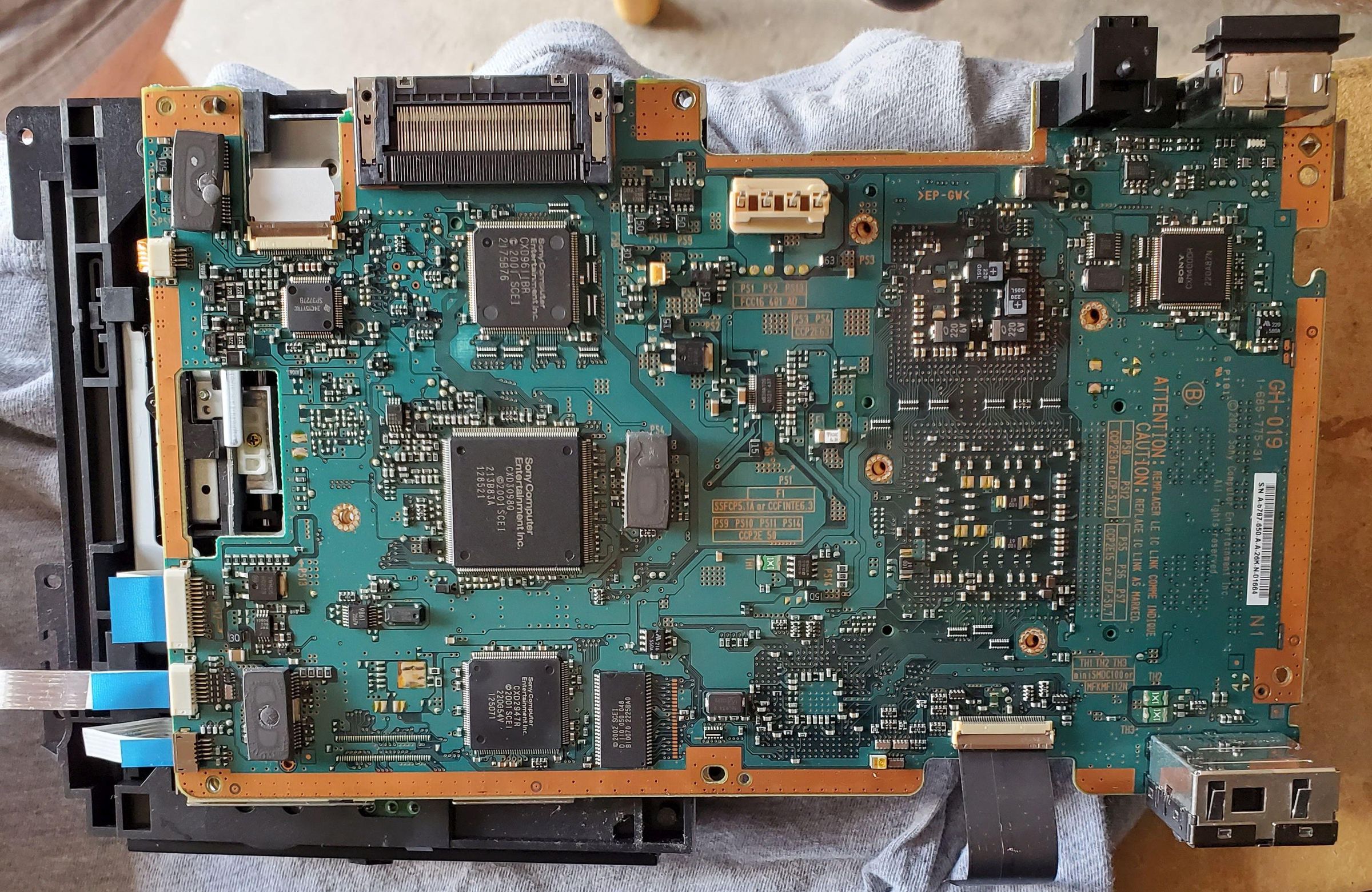 PiStation 2: Raspberry Pi 4 Inside Playstation 2 : 16 Steps (with ...