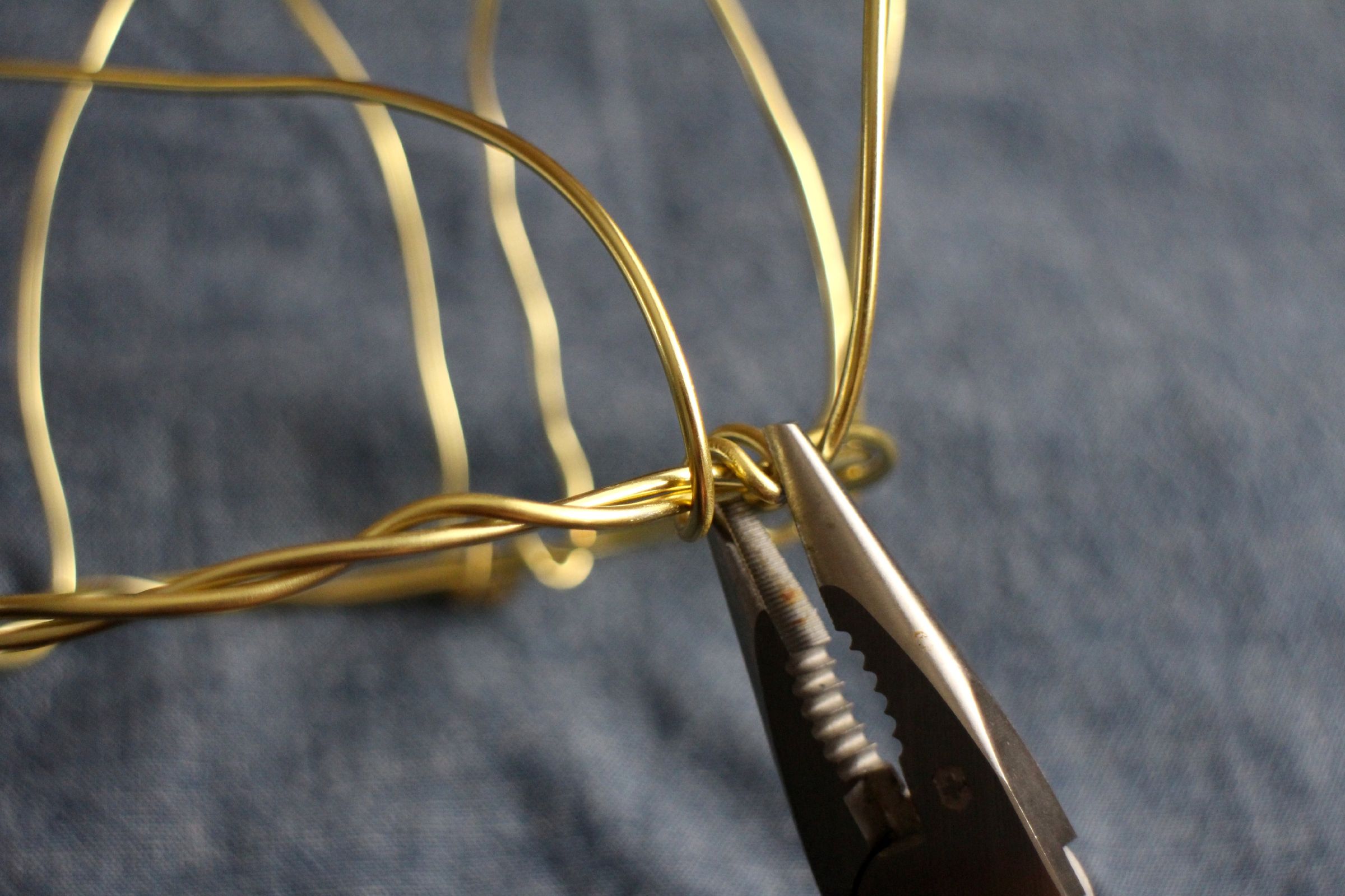 Wire Crown : 8 Steps (with Pictures) - Instructables