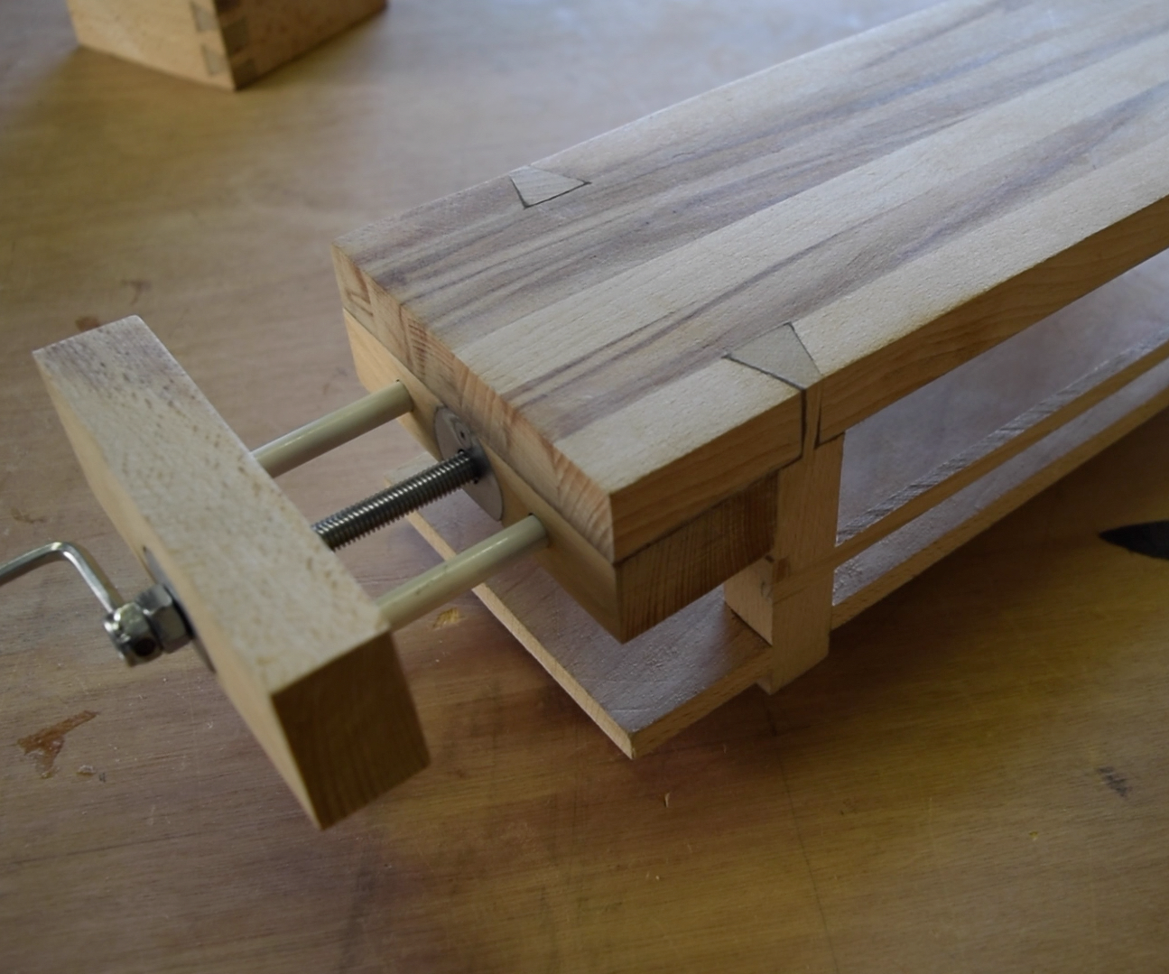 Small Bench - Instructables