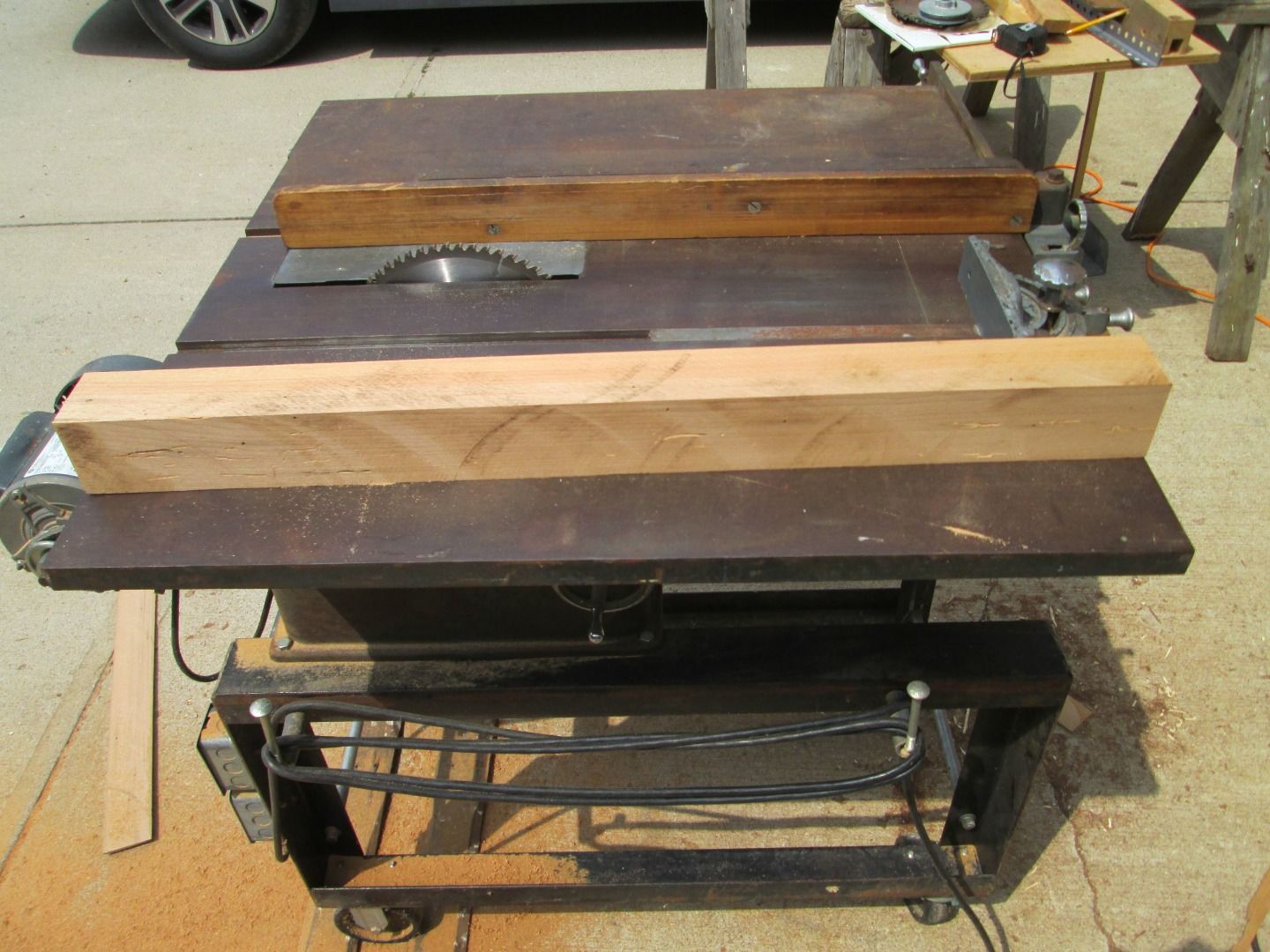 Making Dowel Rods With a Table Saw : 8 Steps (with Pictures ...