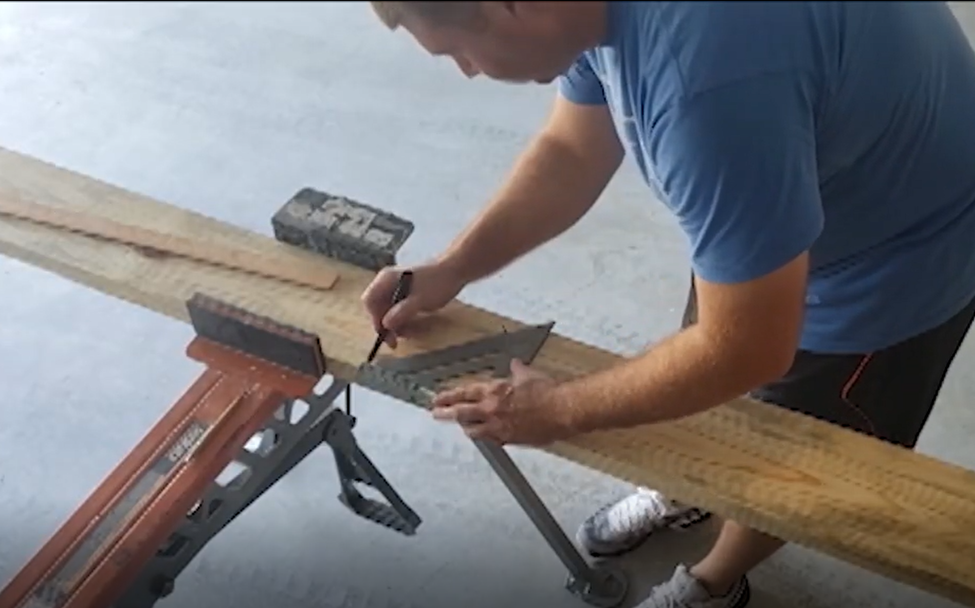 DIY Wicked Witch Broom : 13 Steps (with Pictures) - Instructables