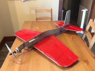Foam RC Airplane : 8 Steps (with Pictures) - Instructables