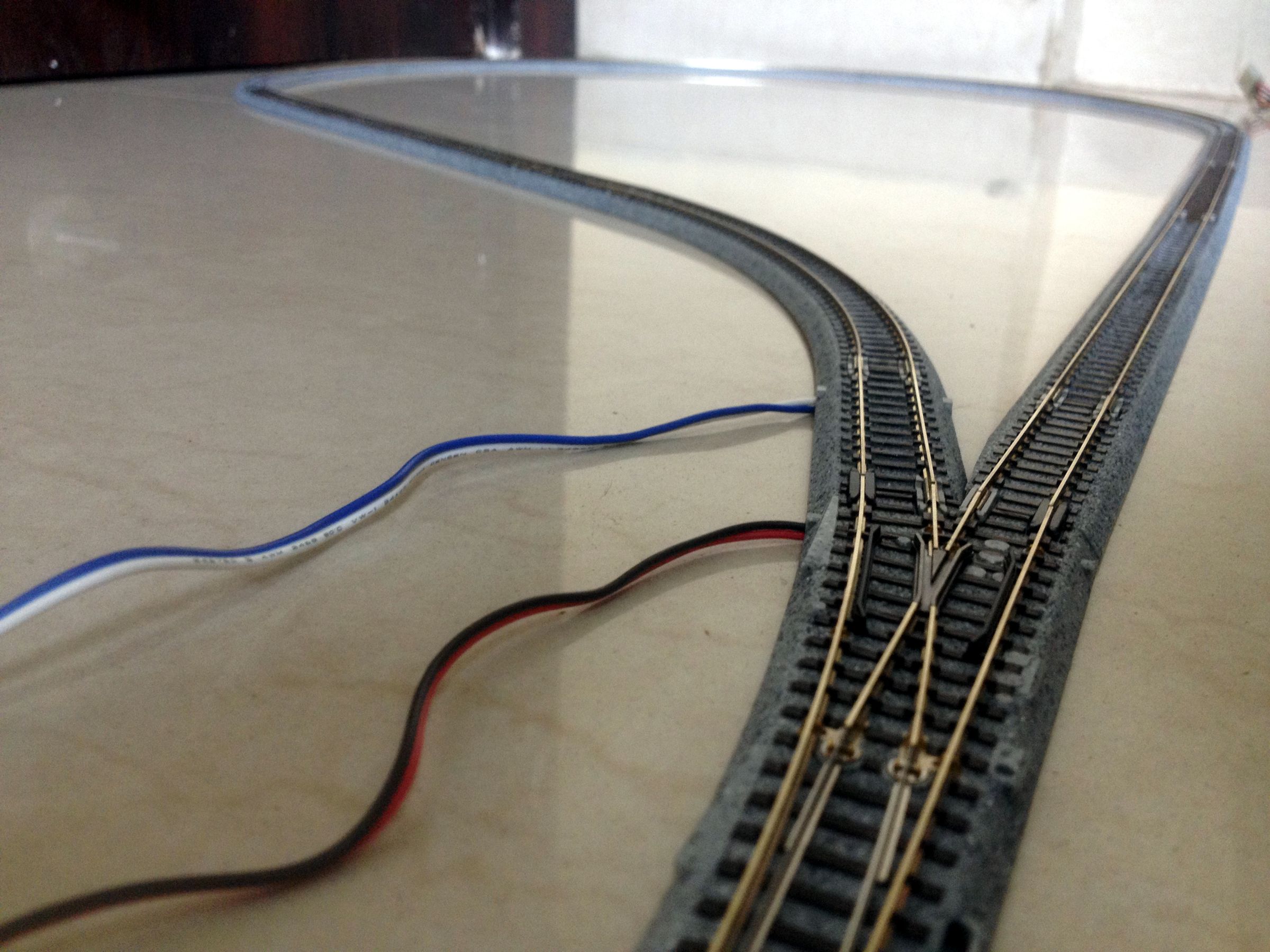 Automated Model Railroad Layout With Reverse Loops : 14 Steps ...