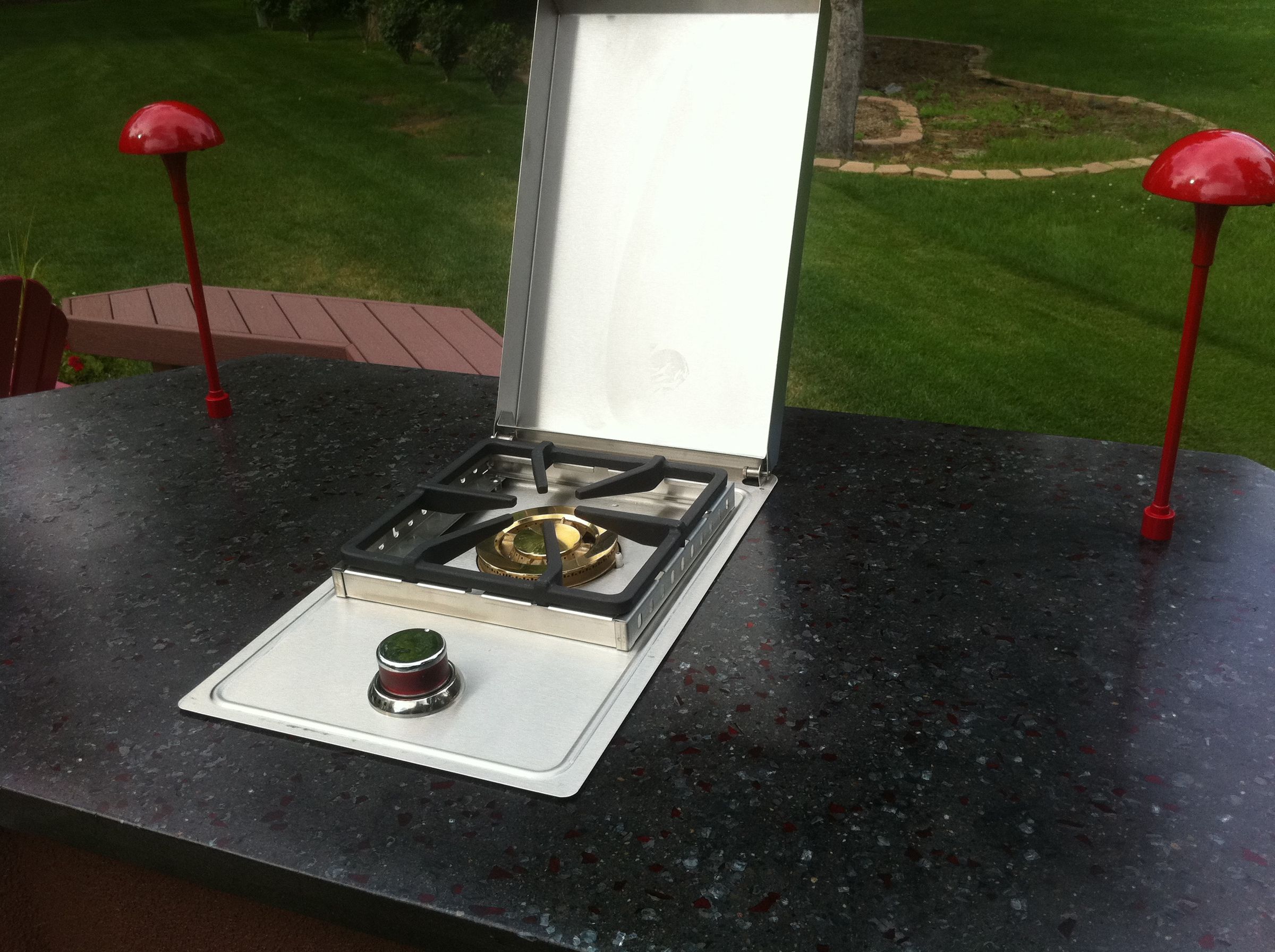 Outdoor Kitchen With Concrete Countertops : 8 Steps (with Pictures ...