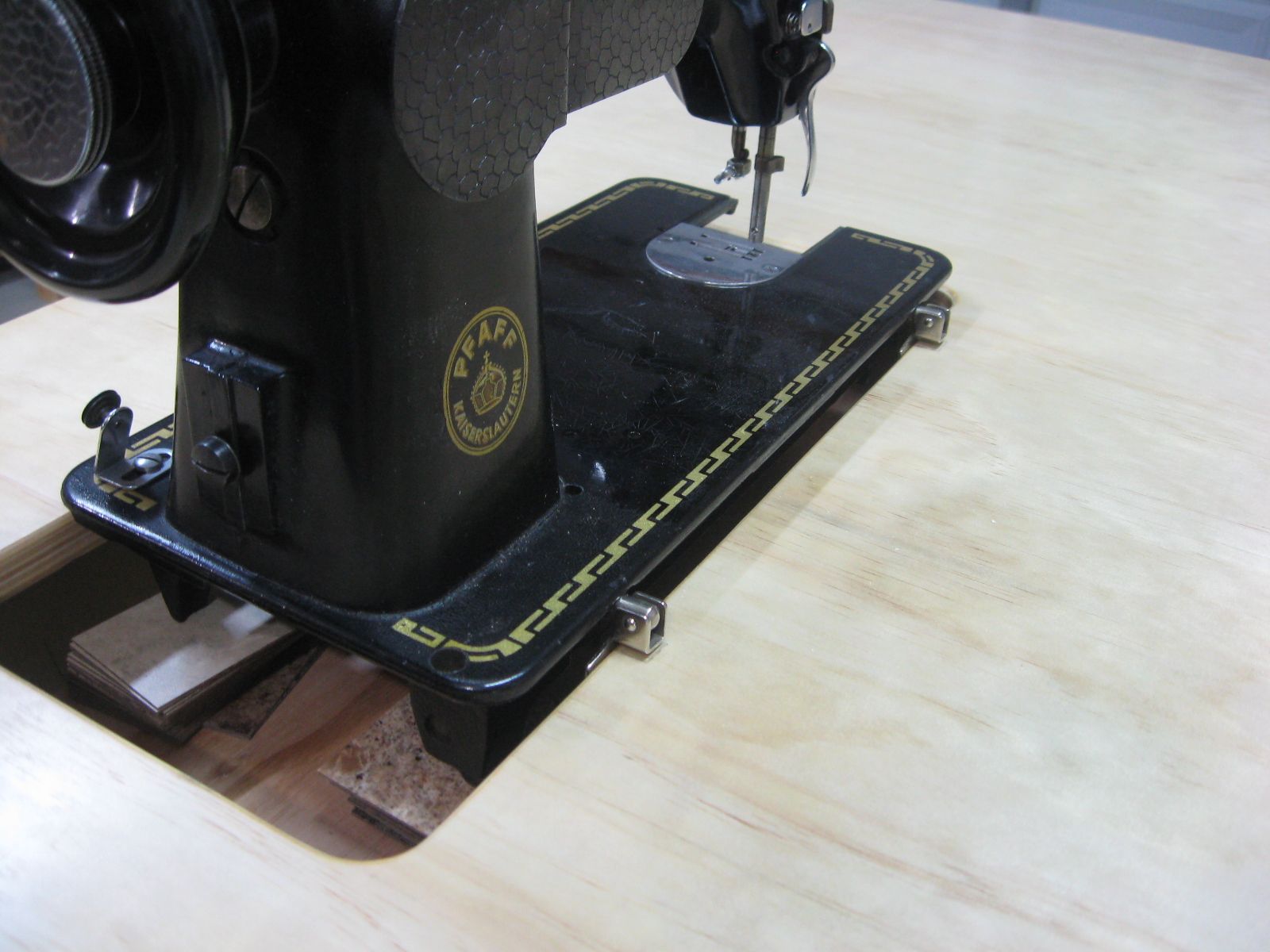 Make a Custom Sewing Table : 9 Steps (with Pictures) - Instructables