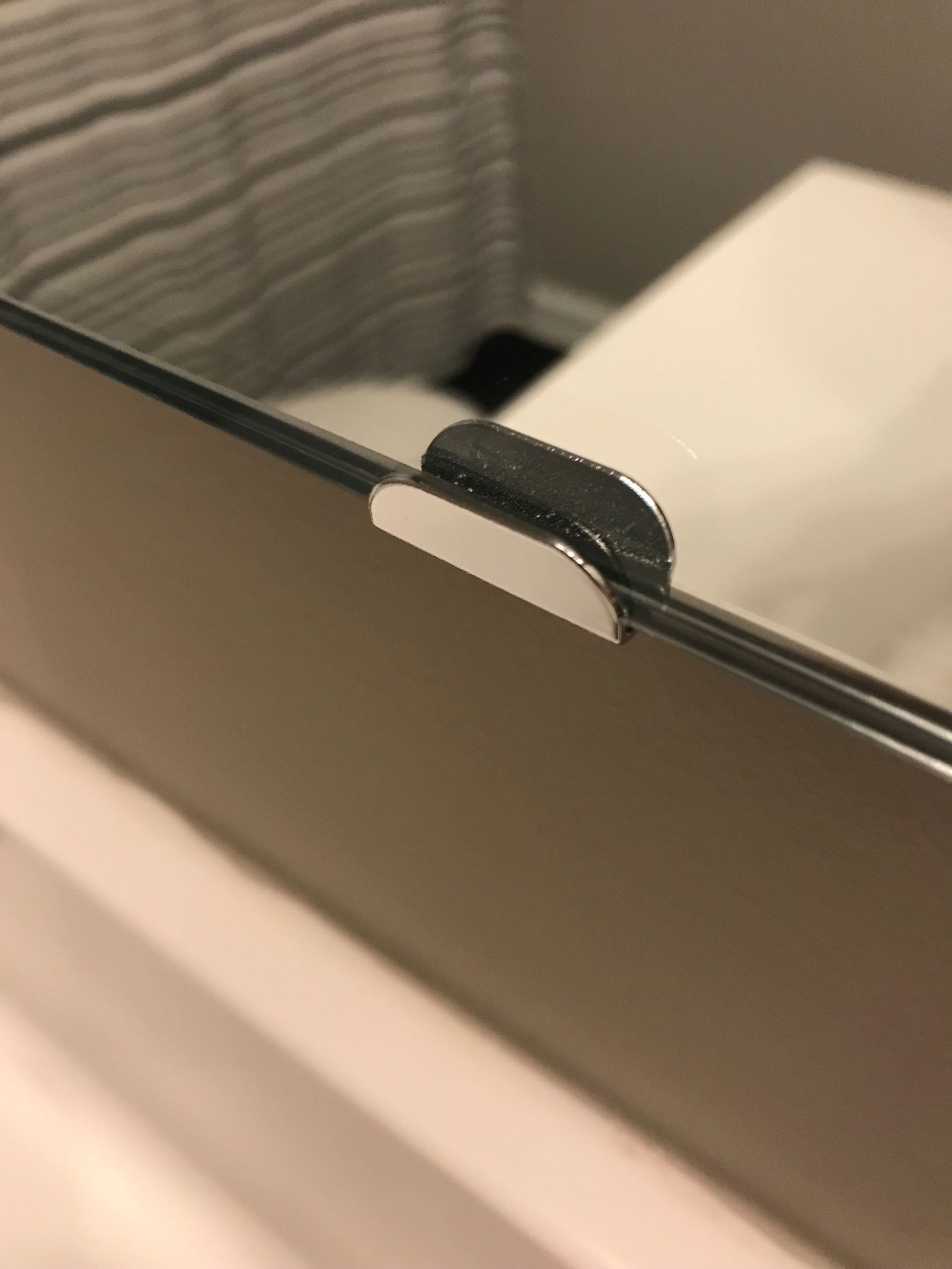 Cheap, Easy, Anyone Can DIY Mirror Frame! : 3 Steps - Instructables