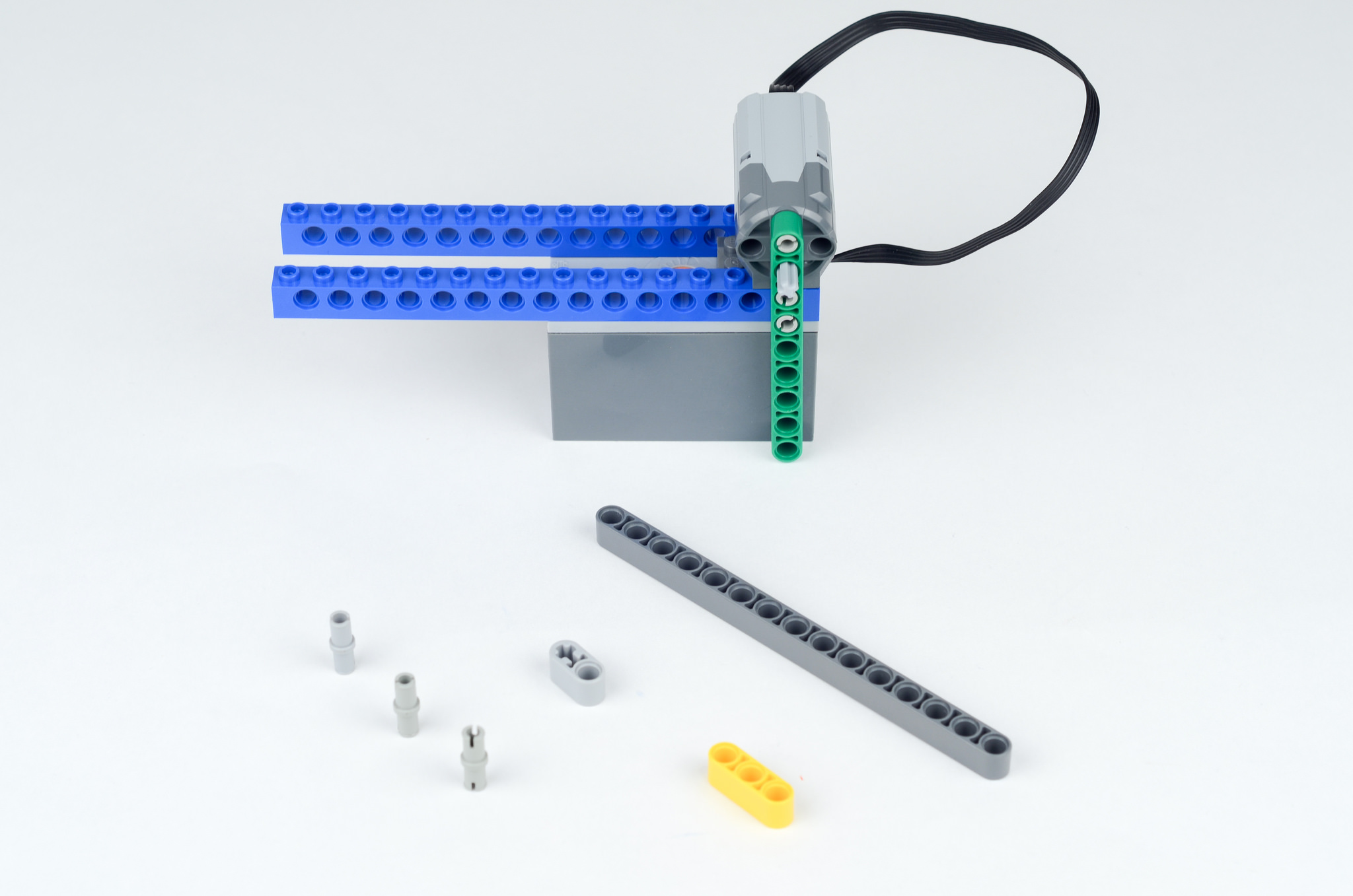 Tinkering With LEGO: Art Machines : 6 Steps (with Pictures) - Instructables