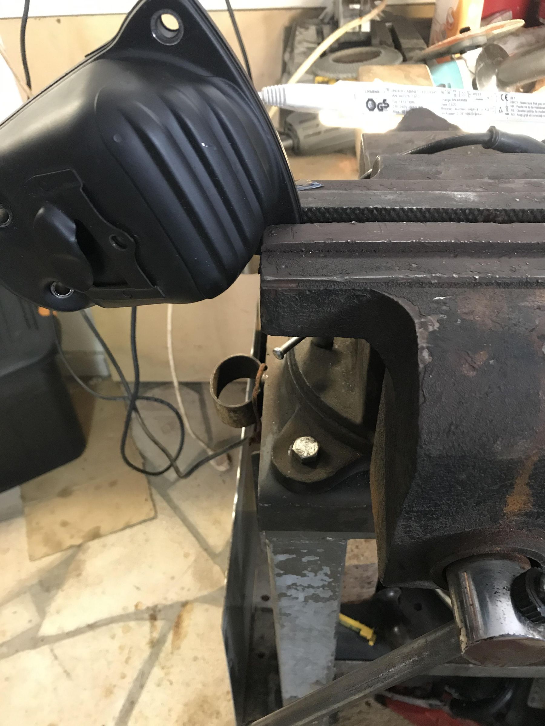 Chainsaw Muffler Modification - 572XP Husqvarna : 5 Steps - Instructables