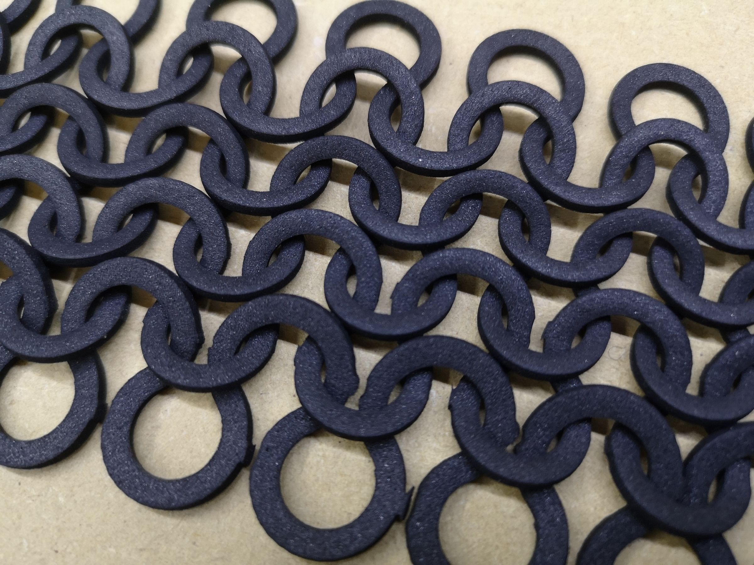 Ultra-Lightweight Chainmail Out of EVA Foam for Your 'For Honor ...