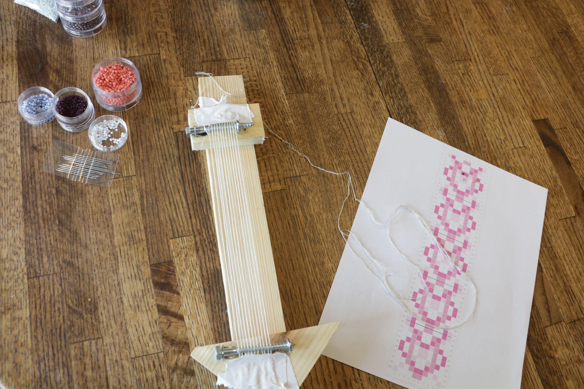 Simple Bead Weaving Loom & Bracelet : 4 Steps (with Pictures ...