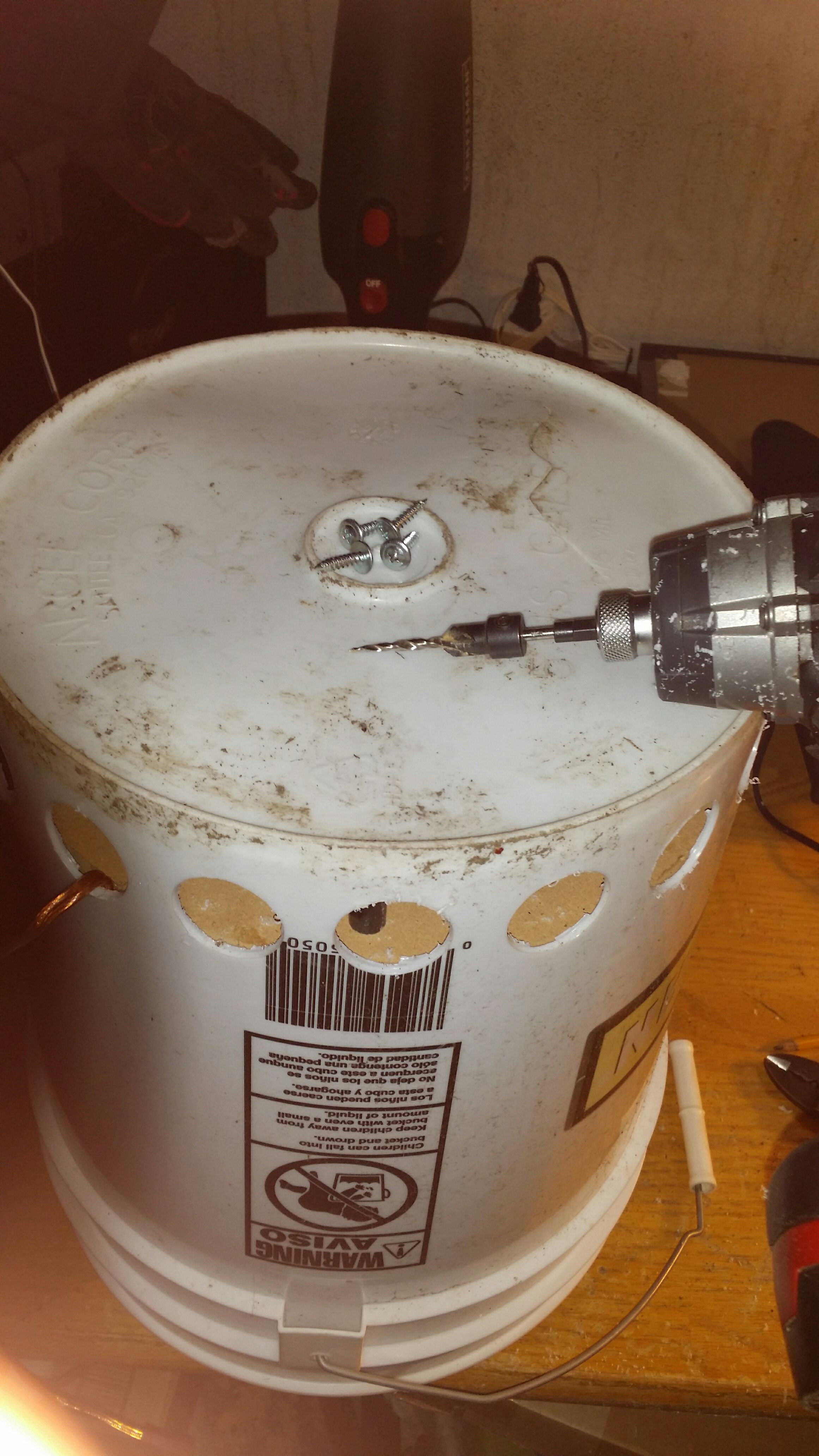 Discreet Bass Bucket : 6 Steps - Instructables