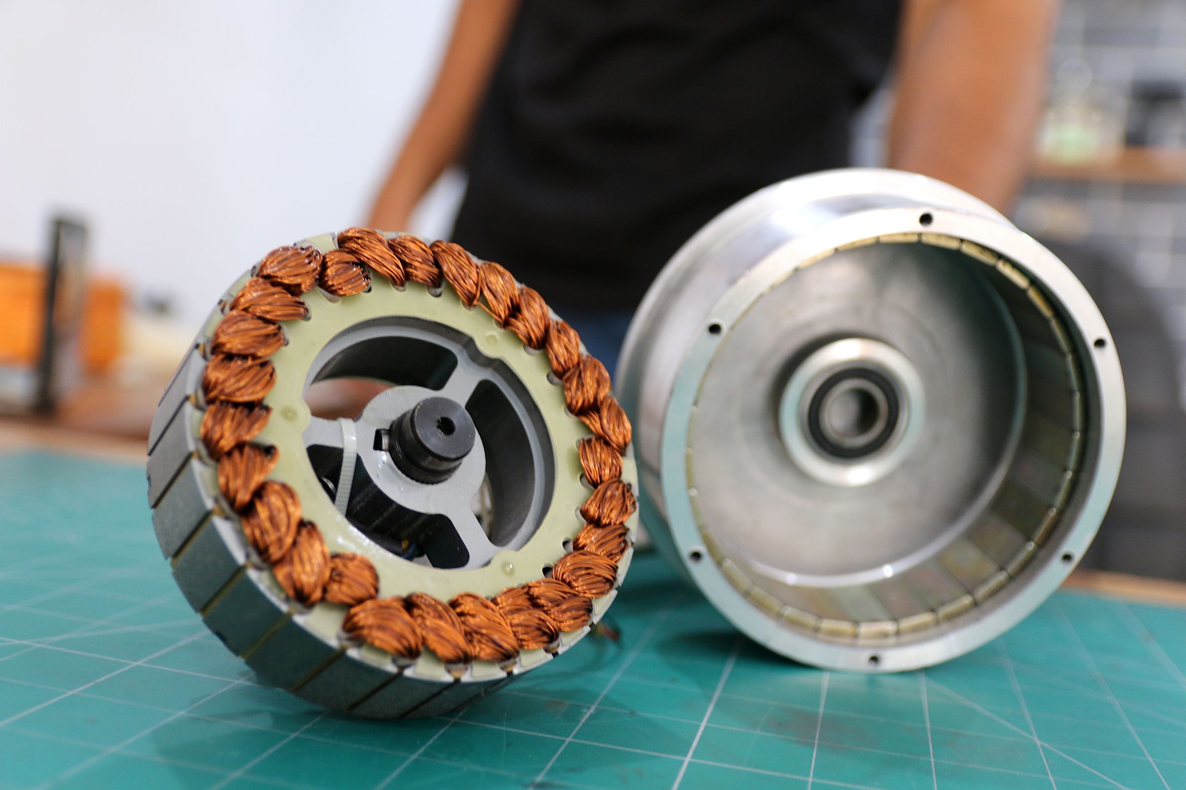 DIY Miniature Gasoline Generator : 10 Steps (with Pictures) - Instructables