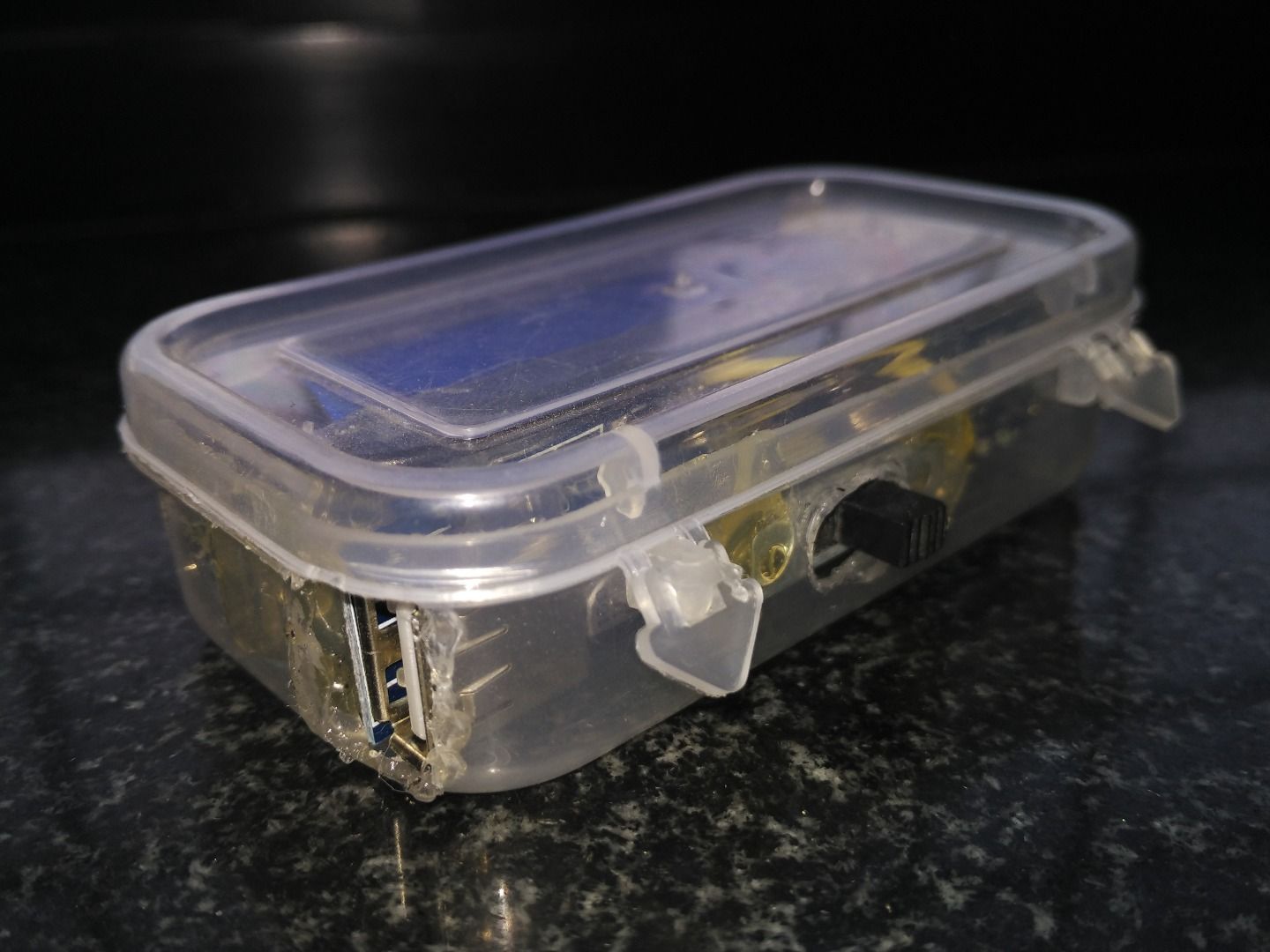 Homemade DIY Power Bank Using 18650 Battery : 5 Steps - Instructables