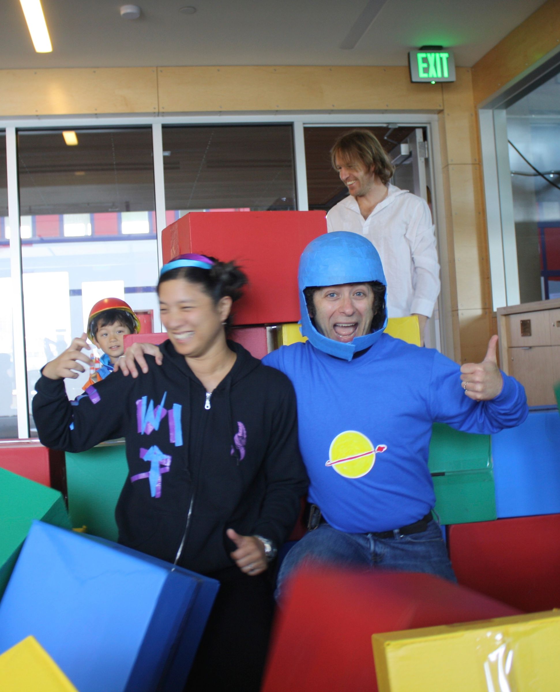 Giant Cardboard LEGO Blocks : 8 Steps (with Pictures) - Instructables