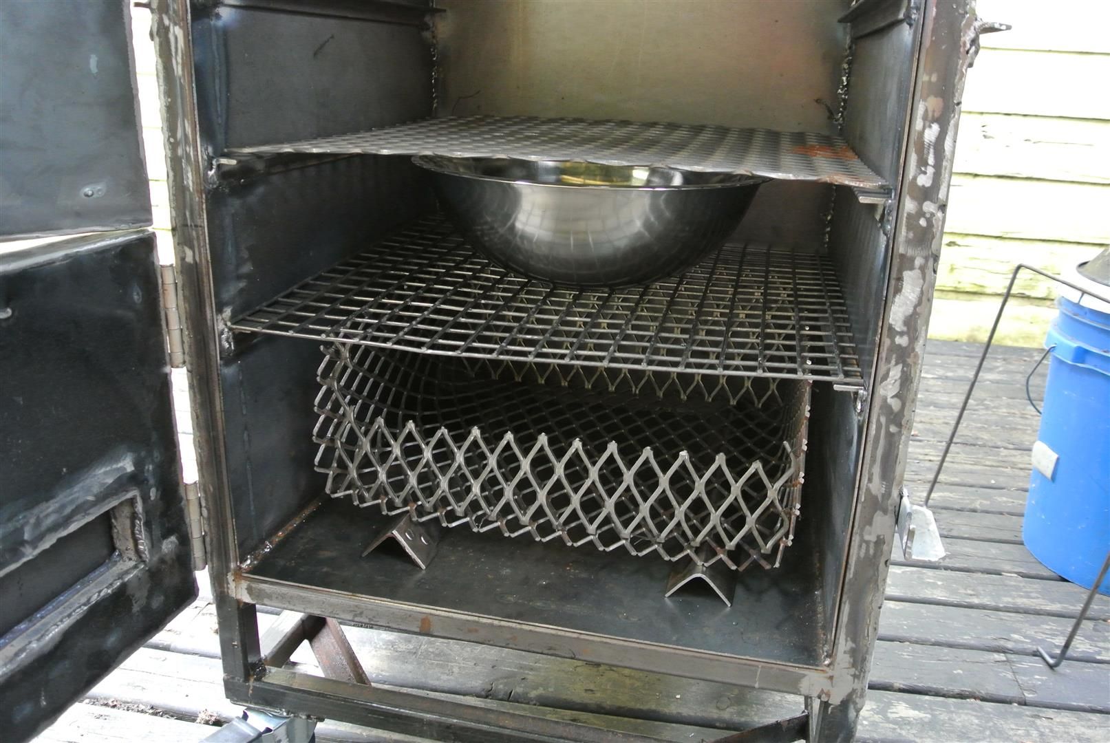 Making a Vertical Smoker and Grill : 15 Steps (with Pictures ...