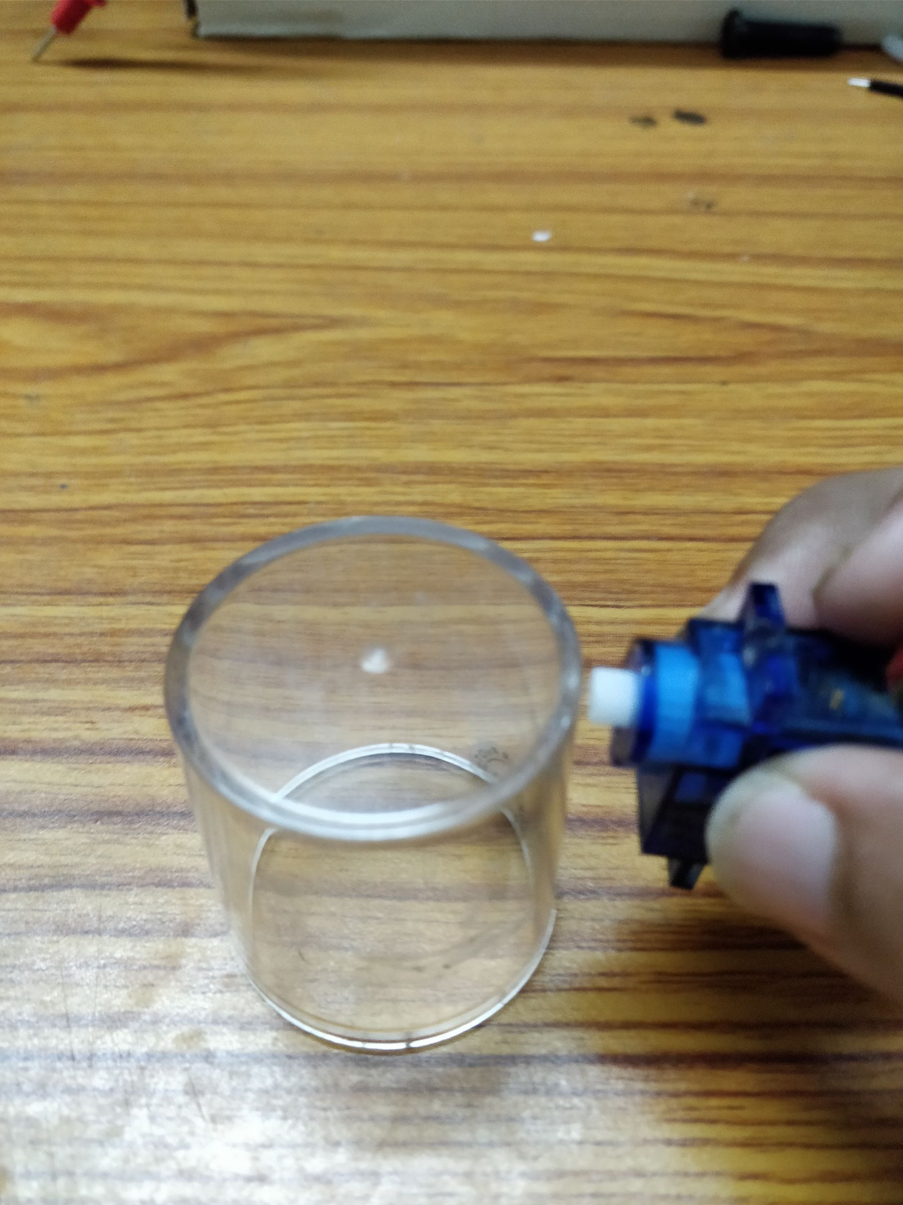 Fish Feeder Using Arduino Nano, Servo Motor and Waste Materials : 7 ...