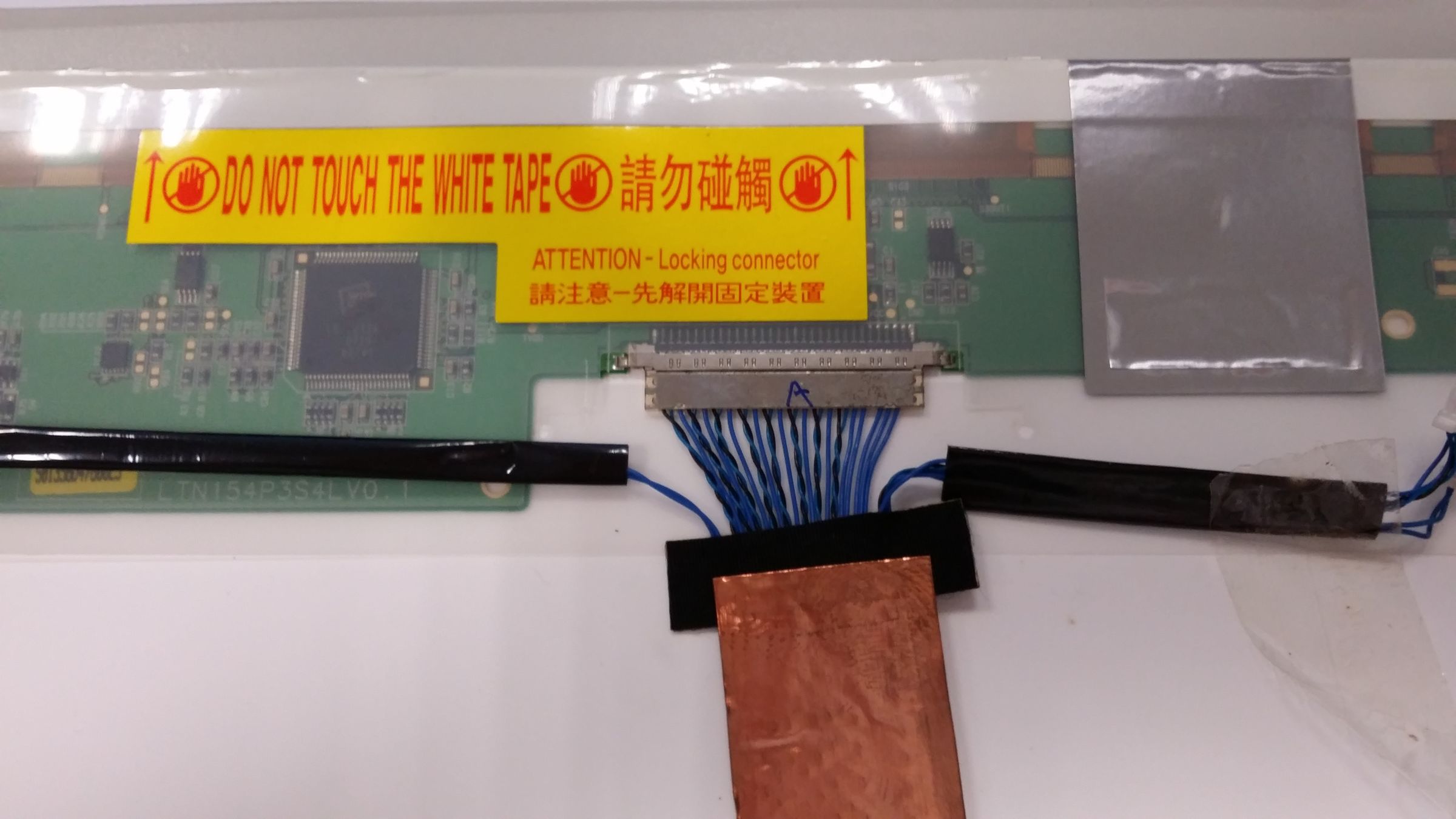 How to Re-purpose Dead Laptop's LCD : 4 Steps - Instructables