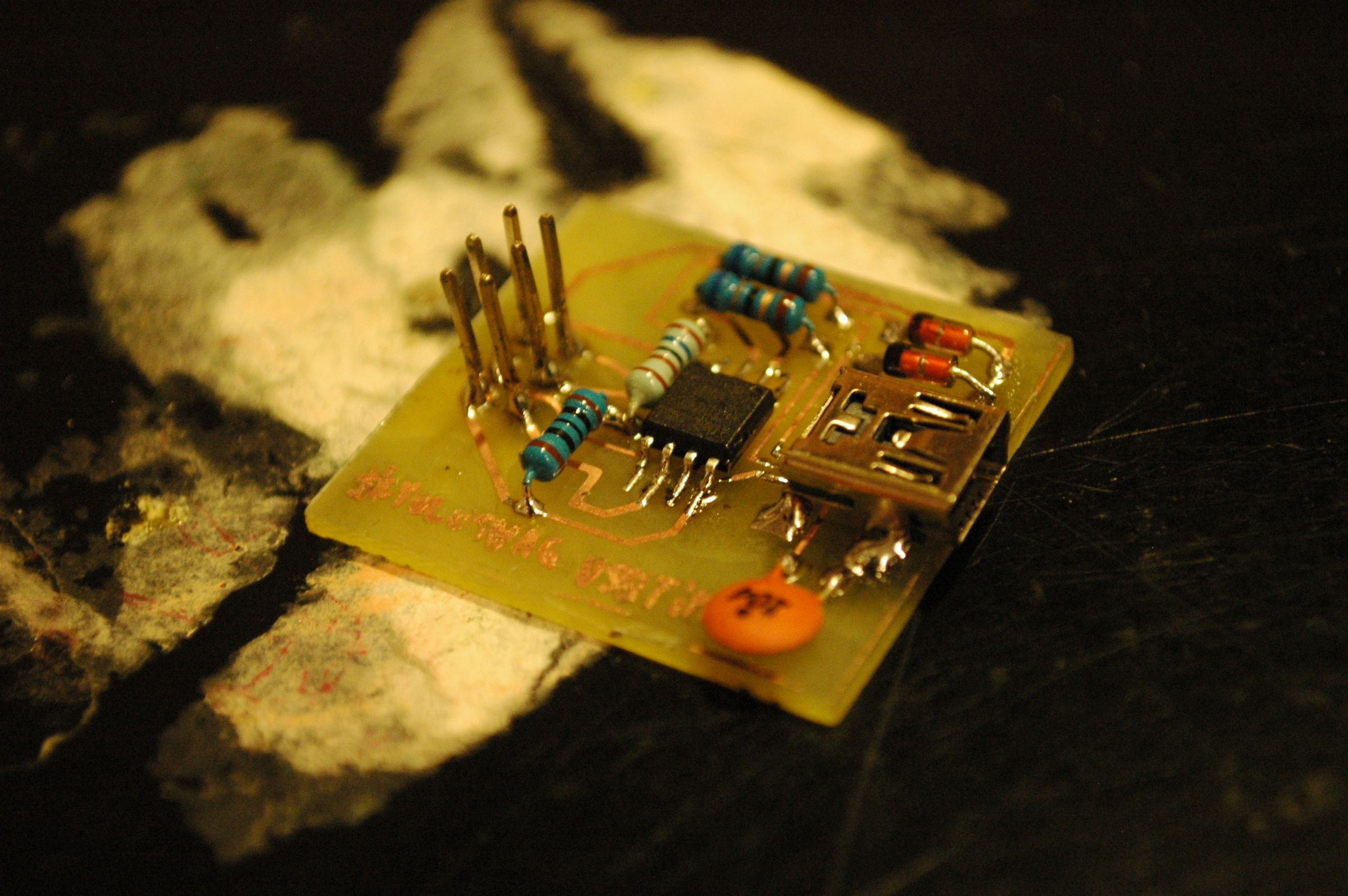 DIY $5 USBTinyISP : 4 Steps - Instructables