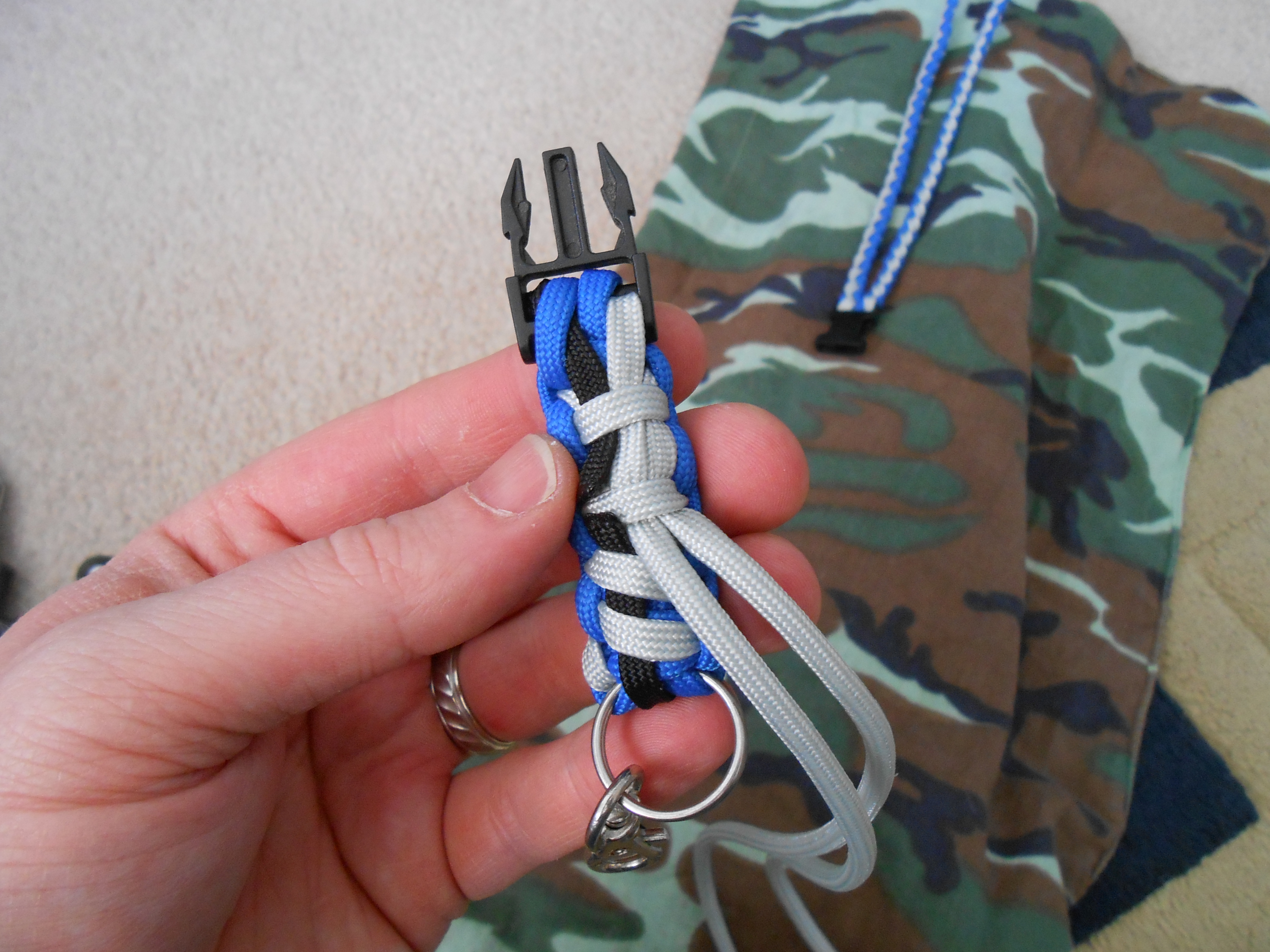 Break Away Paracord Lanyard With Side Release Buckle and Swivel Snap ...