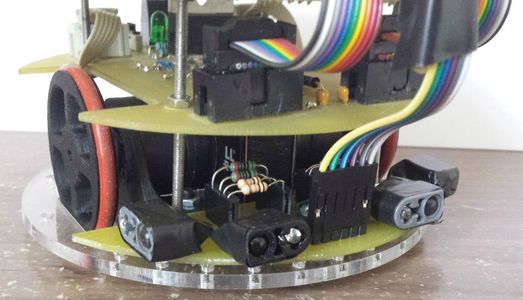 Micromouse(mobile Robot) IR Distance Sensor Board +tips : 10 Steps (with Pictures) - Instructables