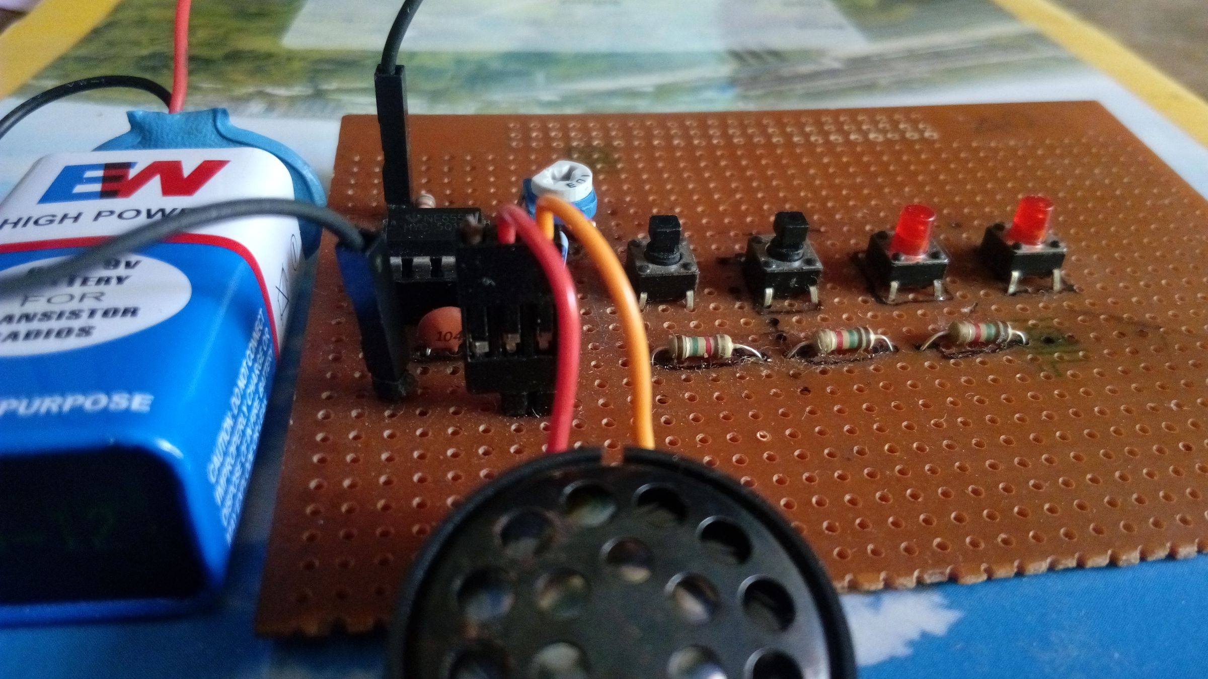 Piano Using 555 Timer : 4 Steps (with Pictures) - Instructables