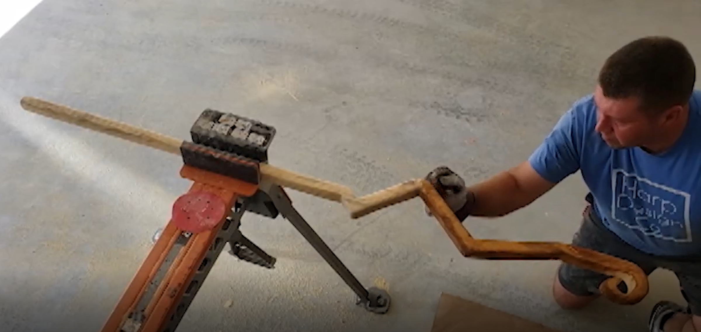 DIY Wicked Witch Broom : 13 Steps (with Pictures) - Instructables