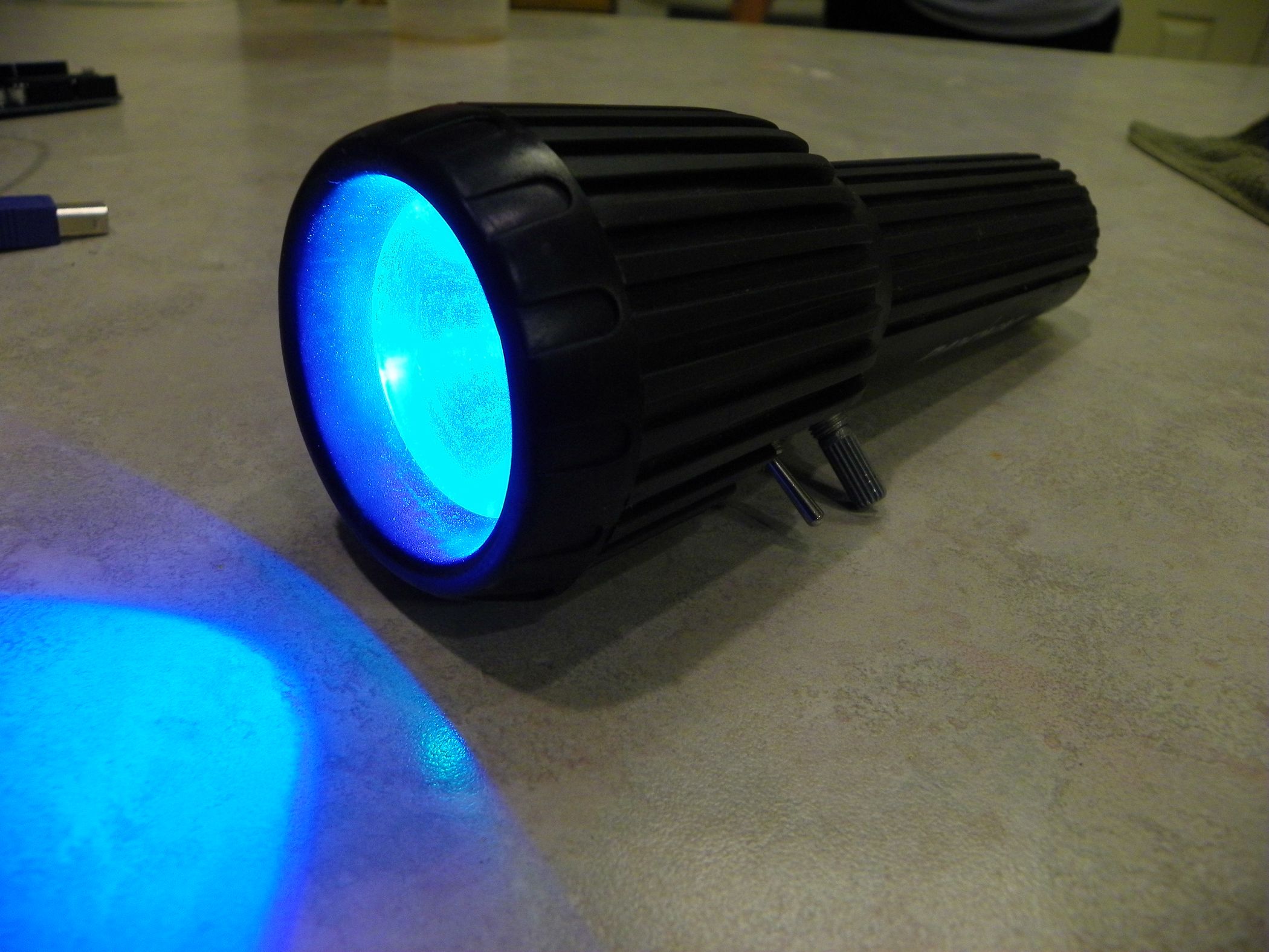 RGB Flashlight : 7 Steps - Instructables